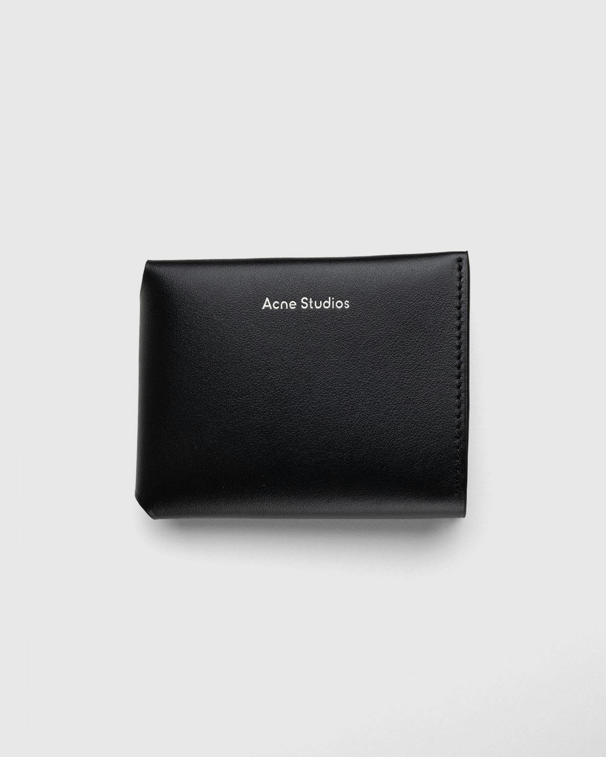 Acne Studios – Trifold Wallet Black | Highsnobiety Shop