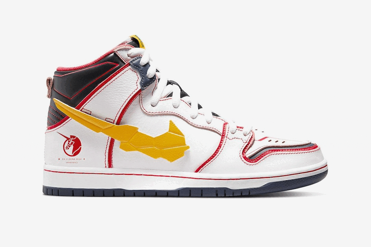Shop Gundam x Nike SB Dunk & Gundam Acton Figures Here