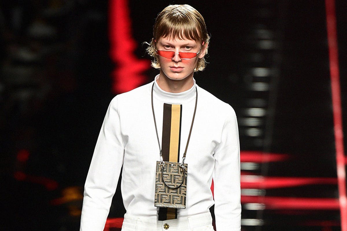 8 of the Best Neck Wallets for Every Budget