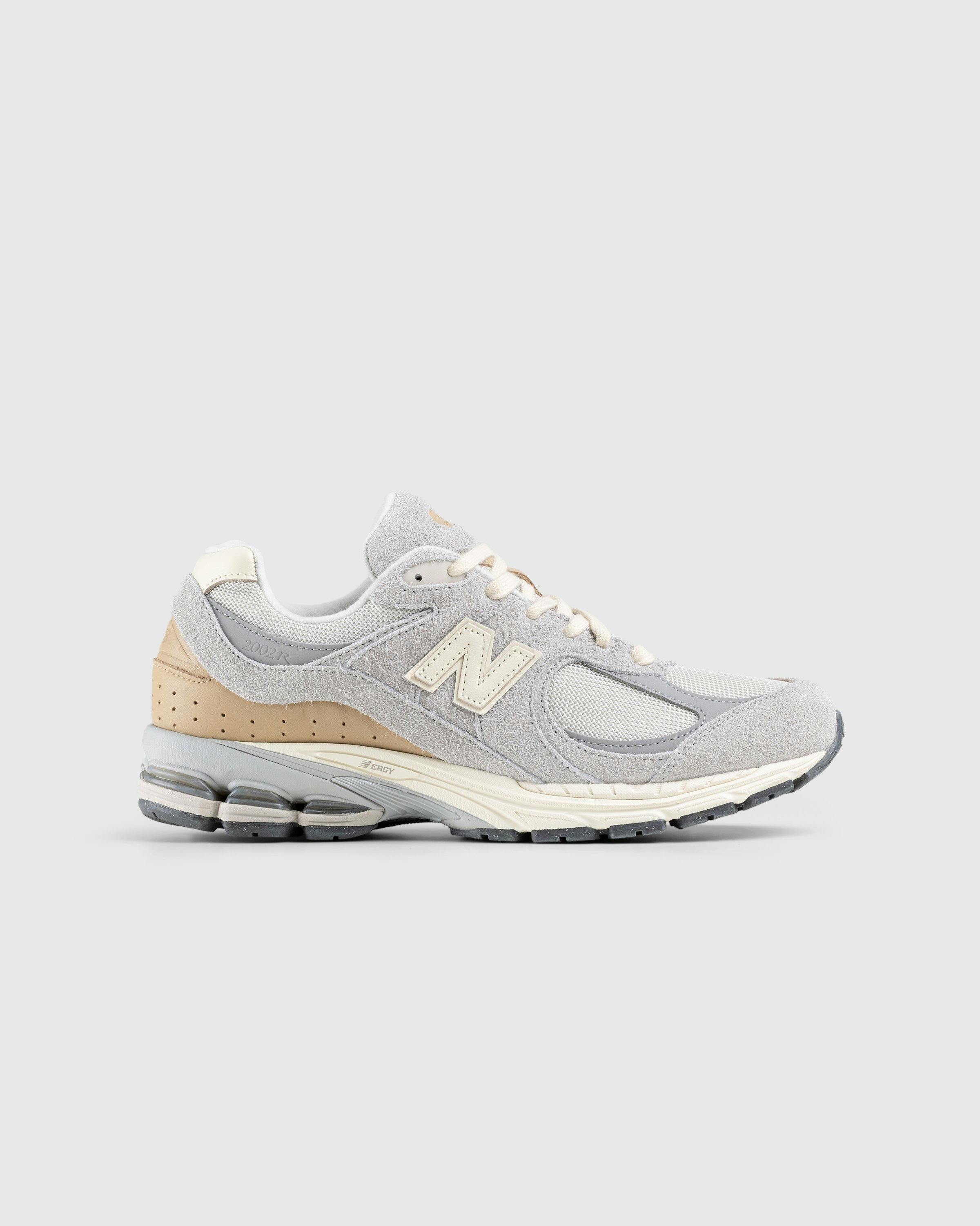 New Balance – 2002RSA Rain Cloud | Highsnobiety Shop