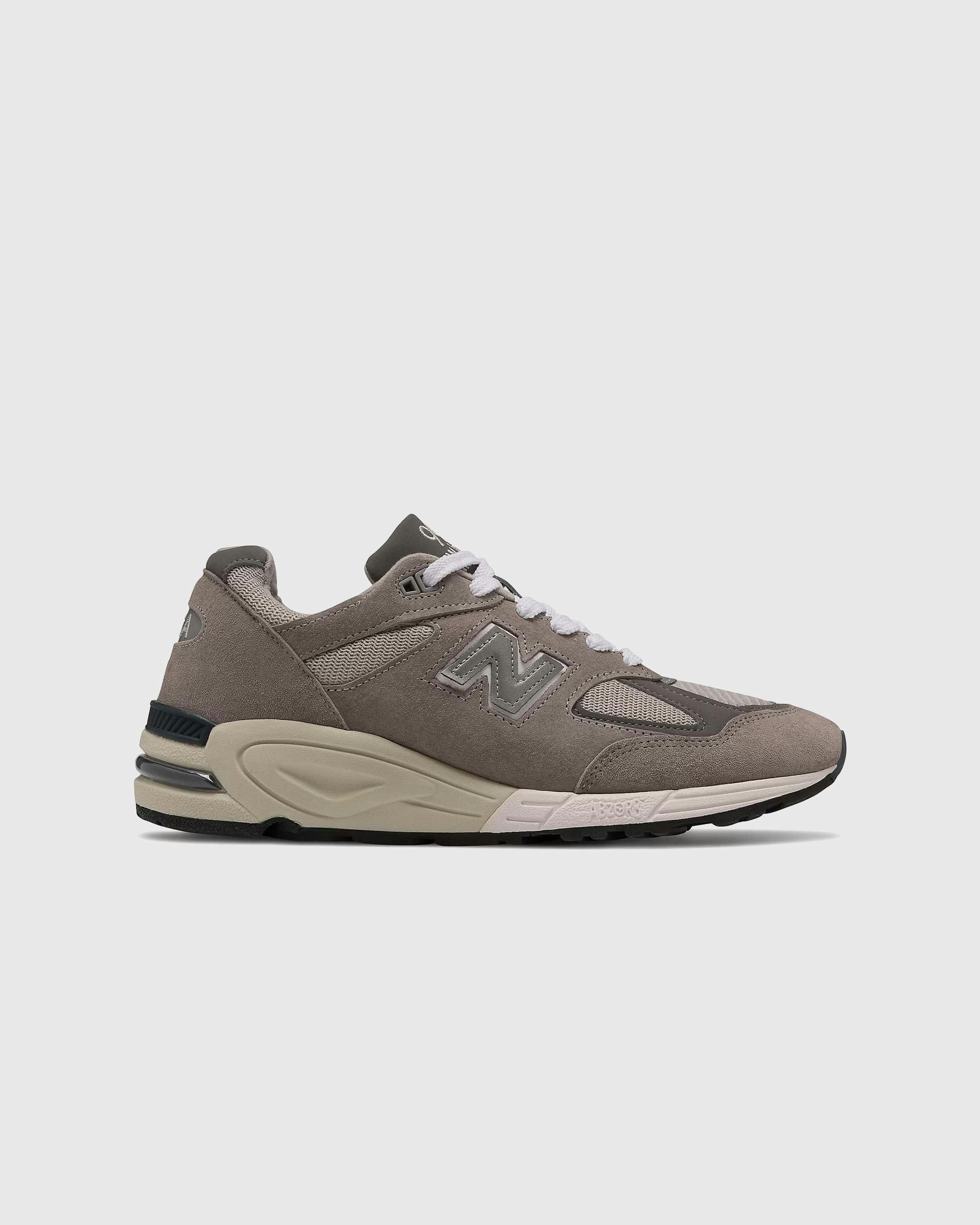 New Balance – M990GY2 Grey | Highsnobiety Shop