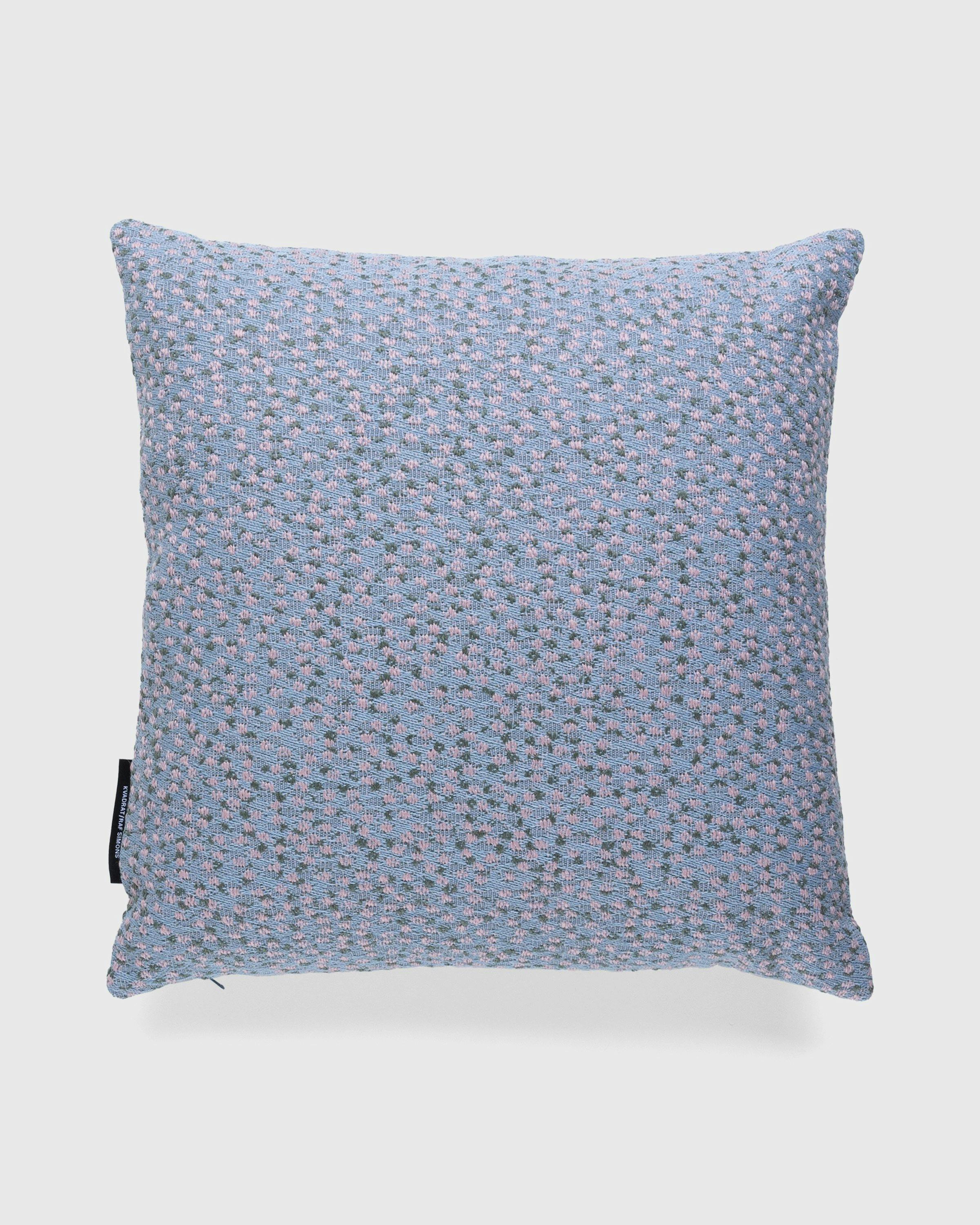 Kvadrat/Raf Simons – Ria Pillow Blue | Highsnobiety Shop