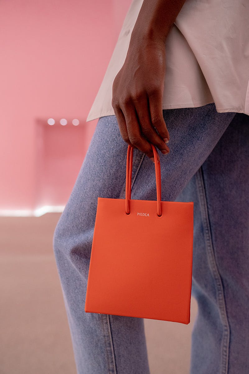 Learn How to Pull off Gender-Neutral Dressing on “Itemized”