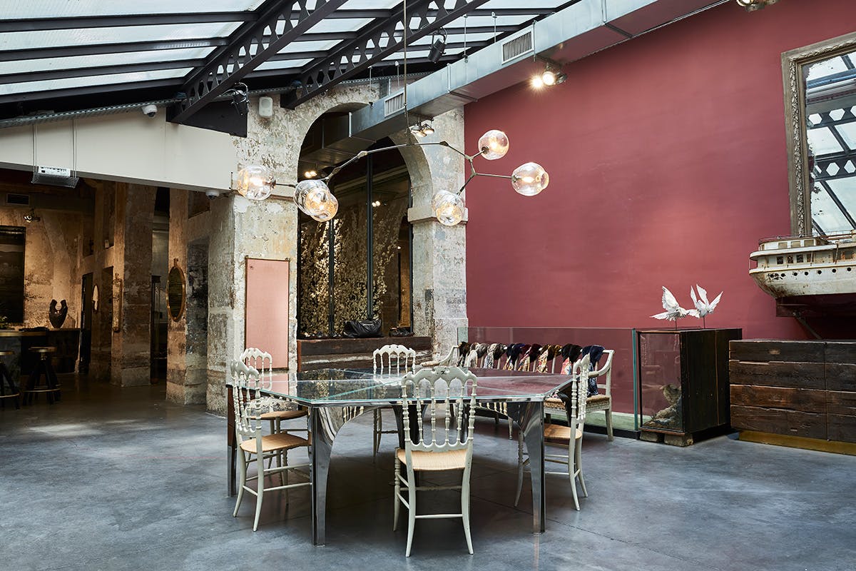 13 Best Store Interior Designs That Changed Fashion Forever