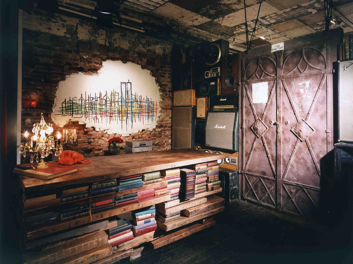 13 Best Store Interior Designs That Changed Fashion Forever