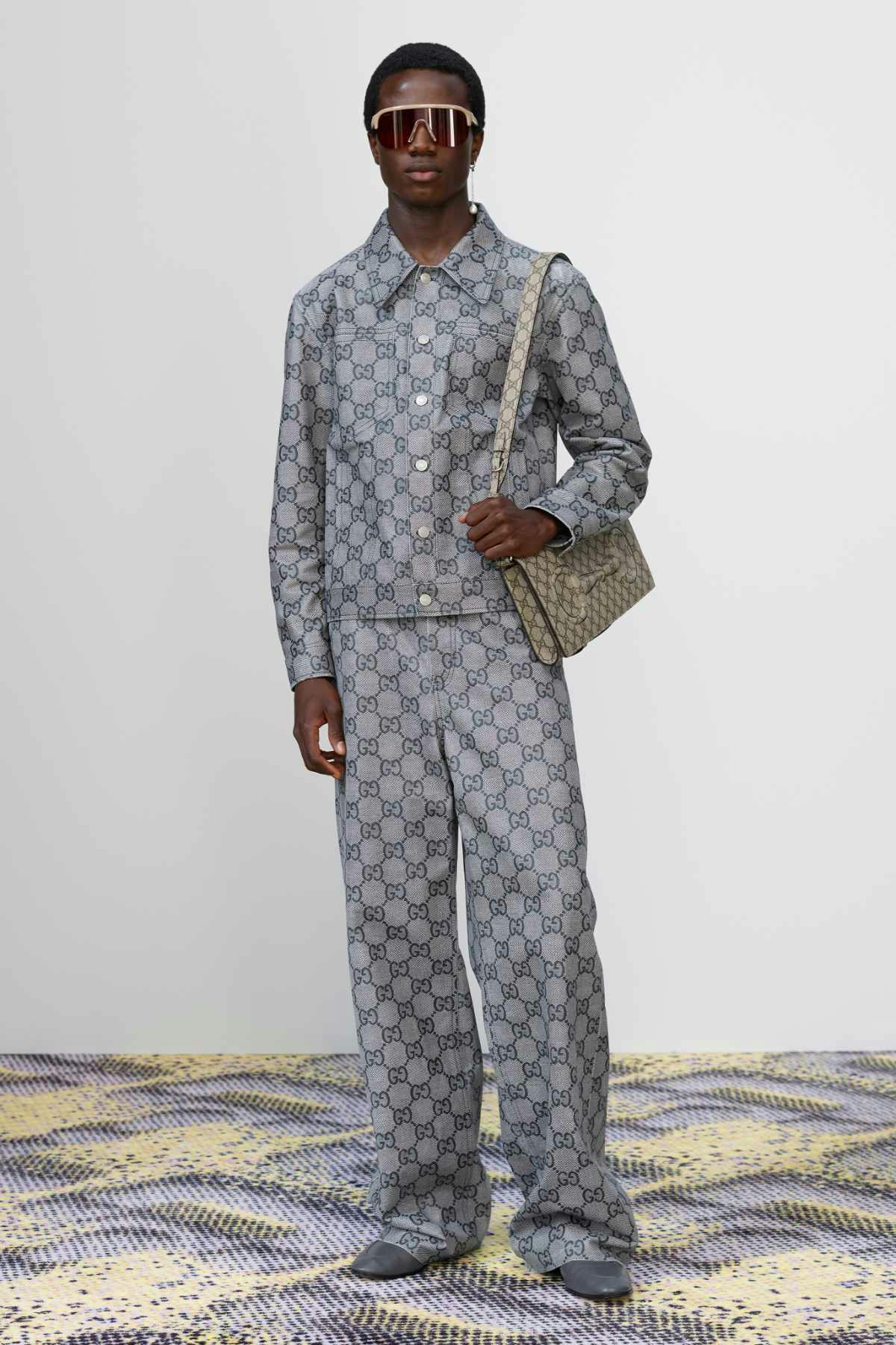 At Milan Fashion Week, Gucci Shows Horsebit Loafers, Not Clothes