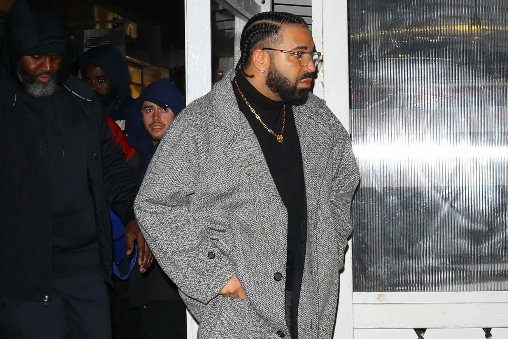 No One Out-Dresses the Olsen Twins in Autumn