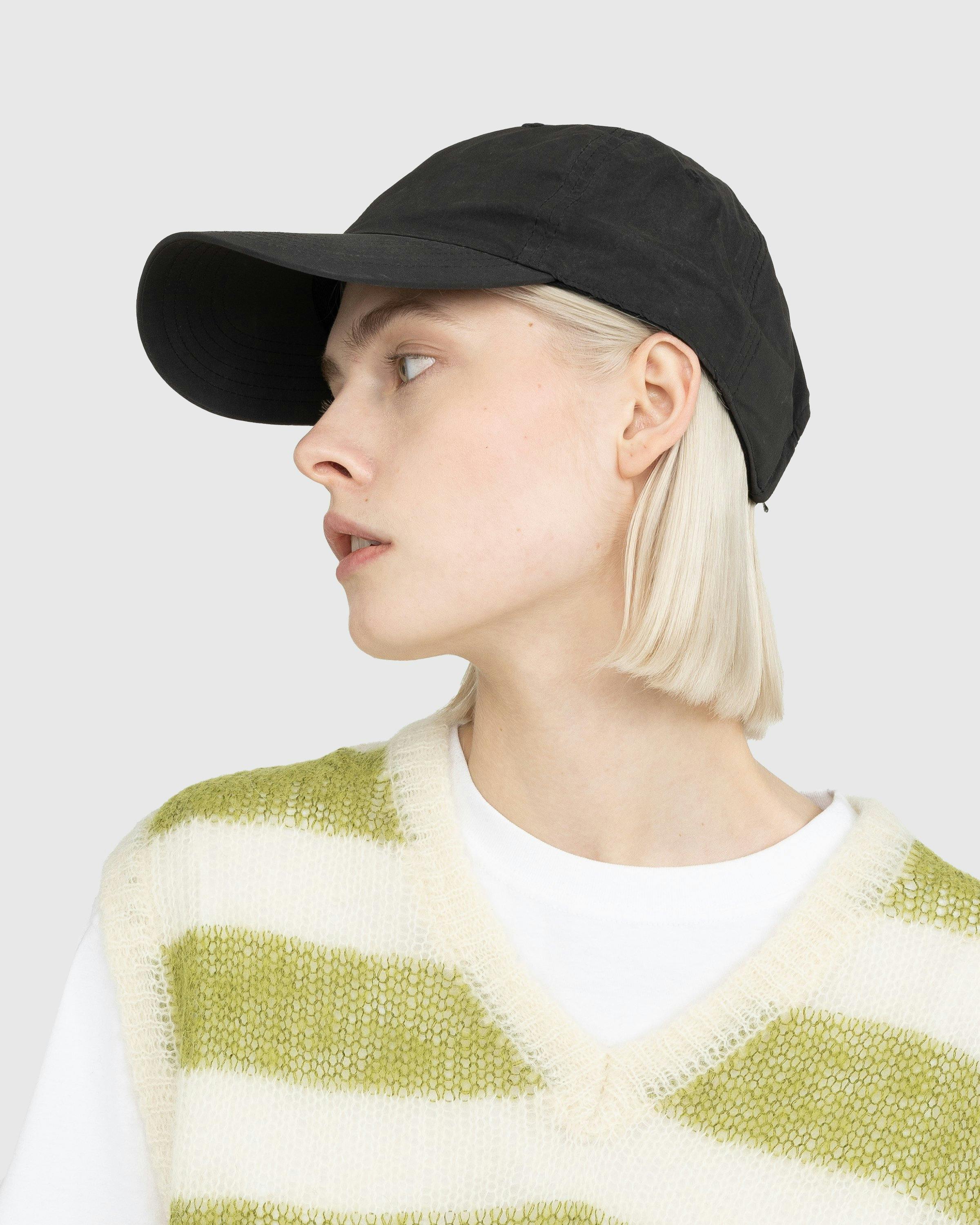 Highsnobiety – Nylon Ball Cap Black | Highsnobiety Shop