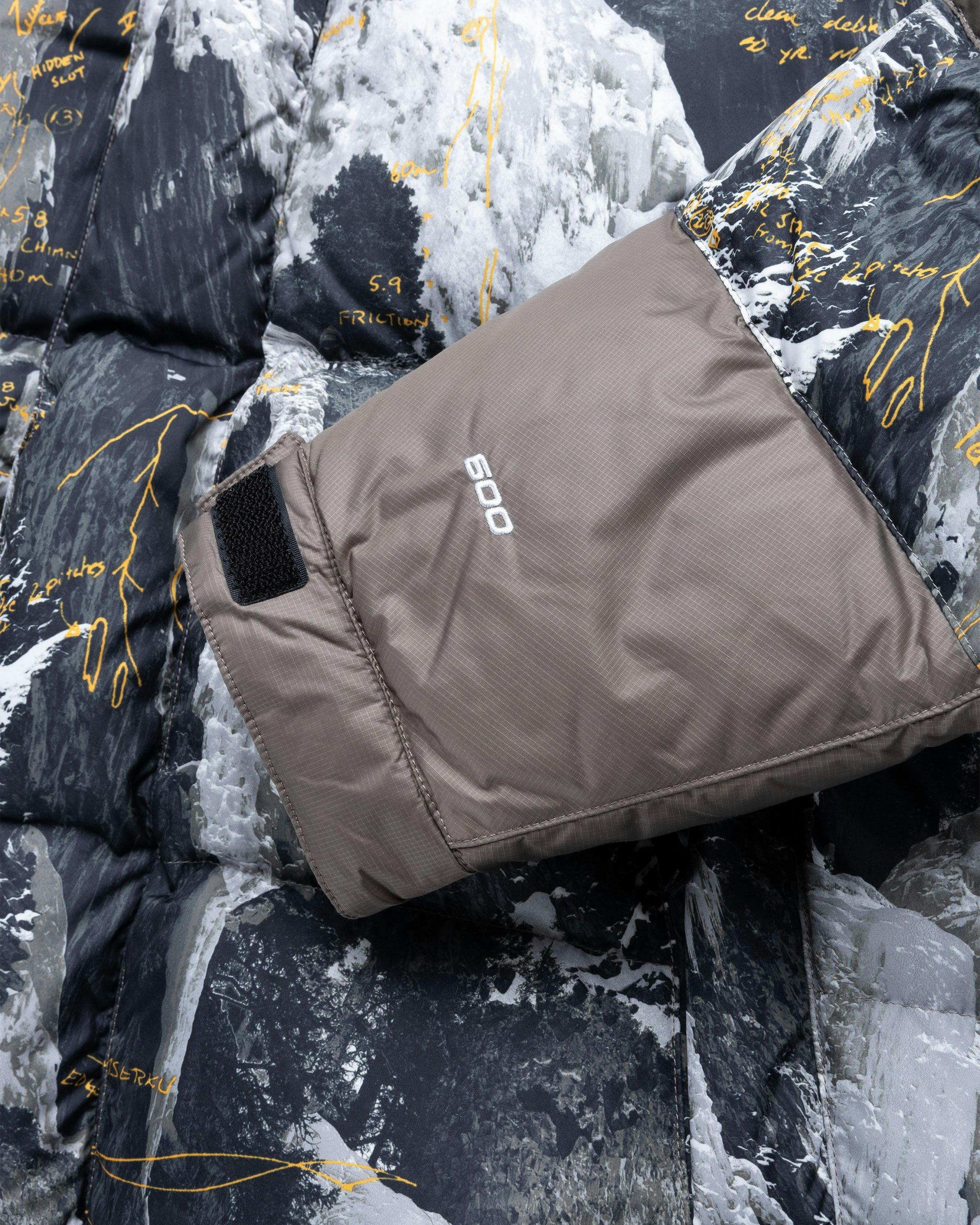 The North Face – HMLYN Baltoro Jacket Falcon Brown Conrads Notes Print ...