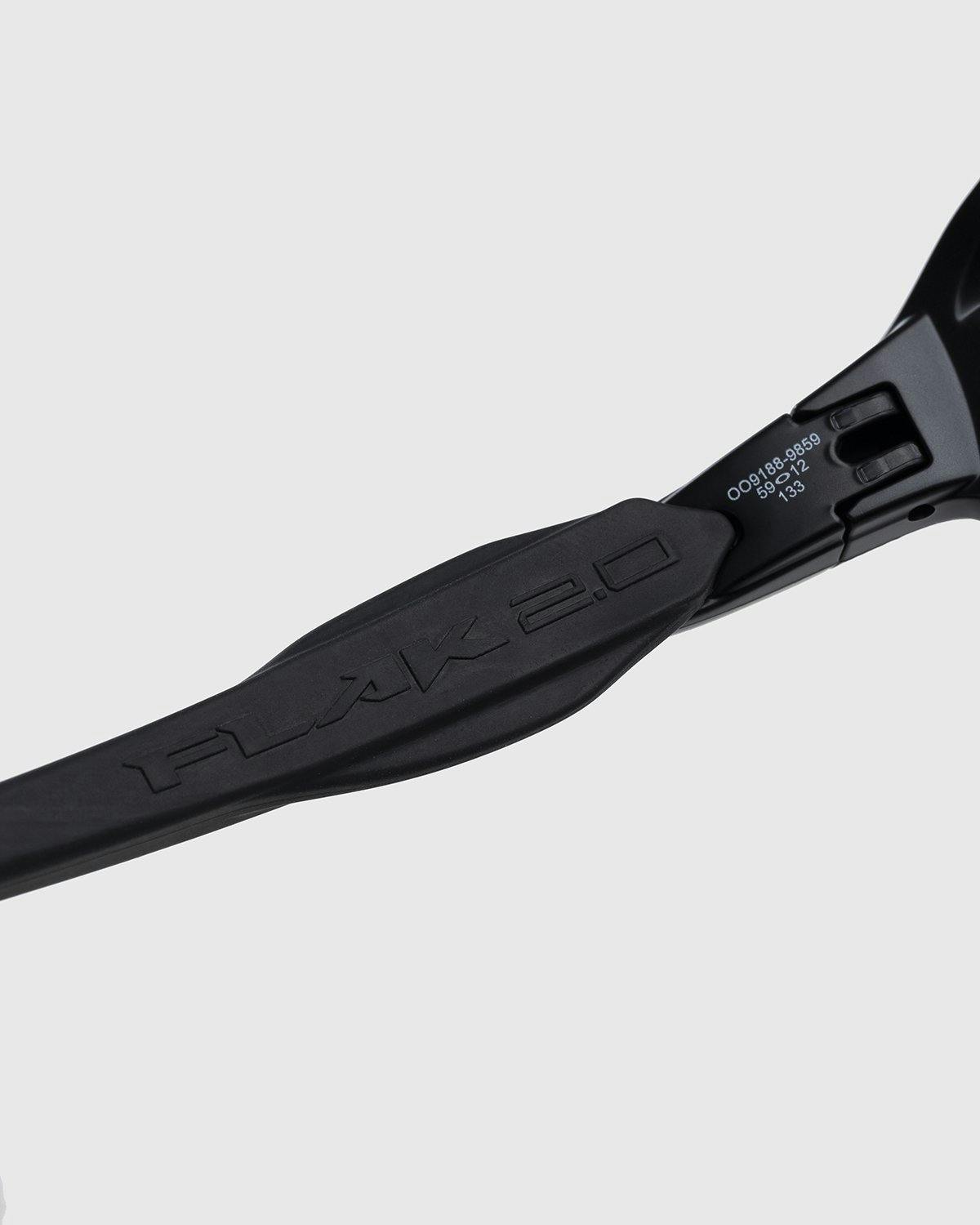 Oakley – Flak 2.0 XL Clear Photochromic Lenses Matte Black Frame ...