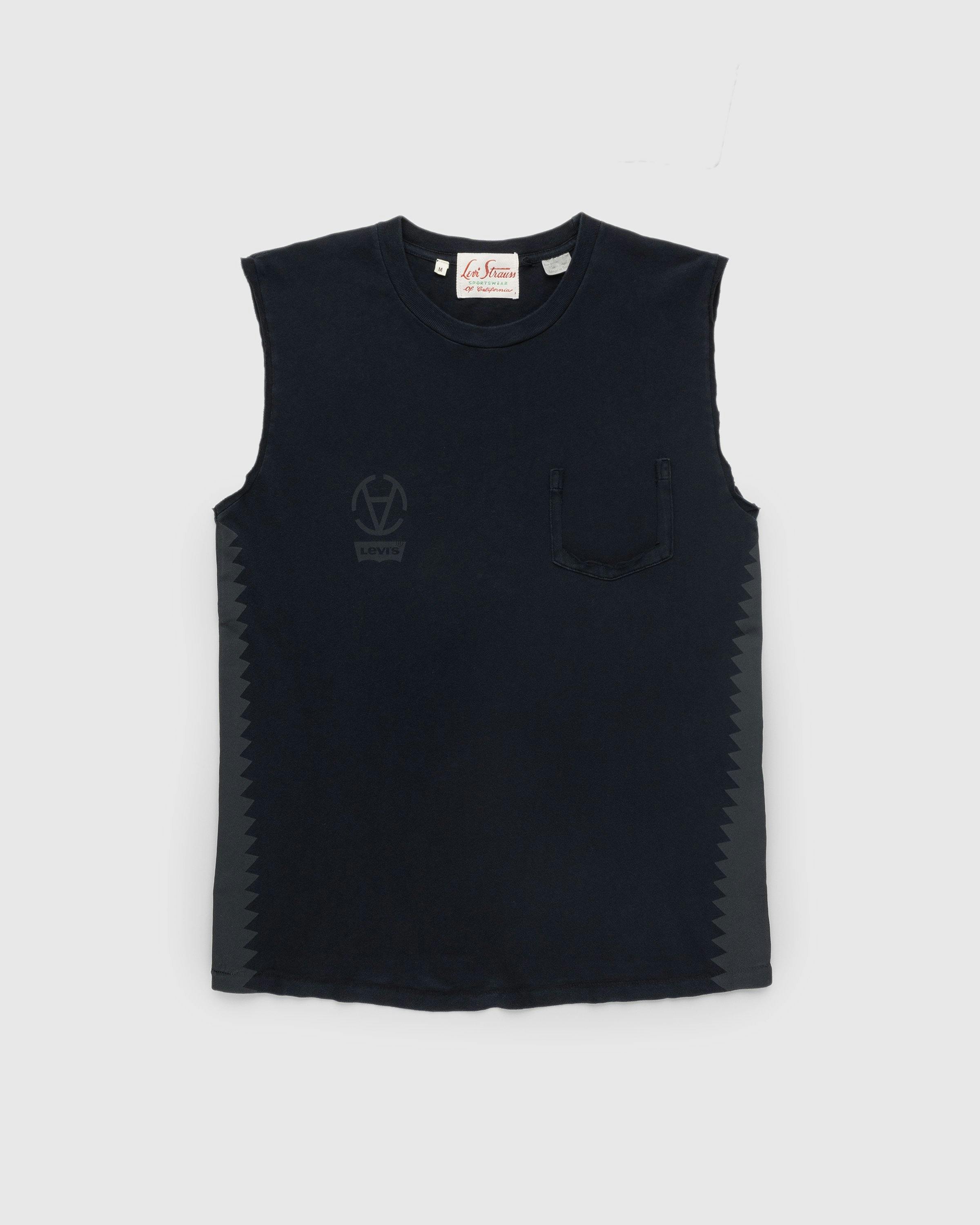 Levi's x Slam Jam – Sports Tee Black | Highsnobiety Shop