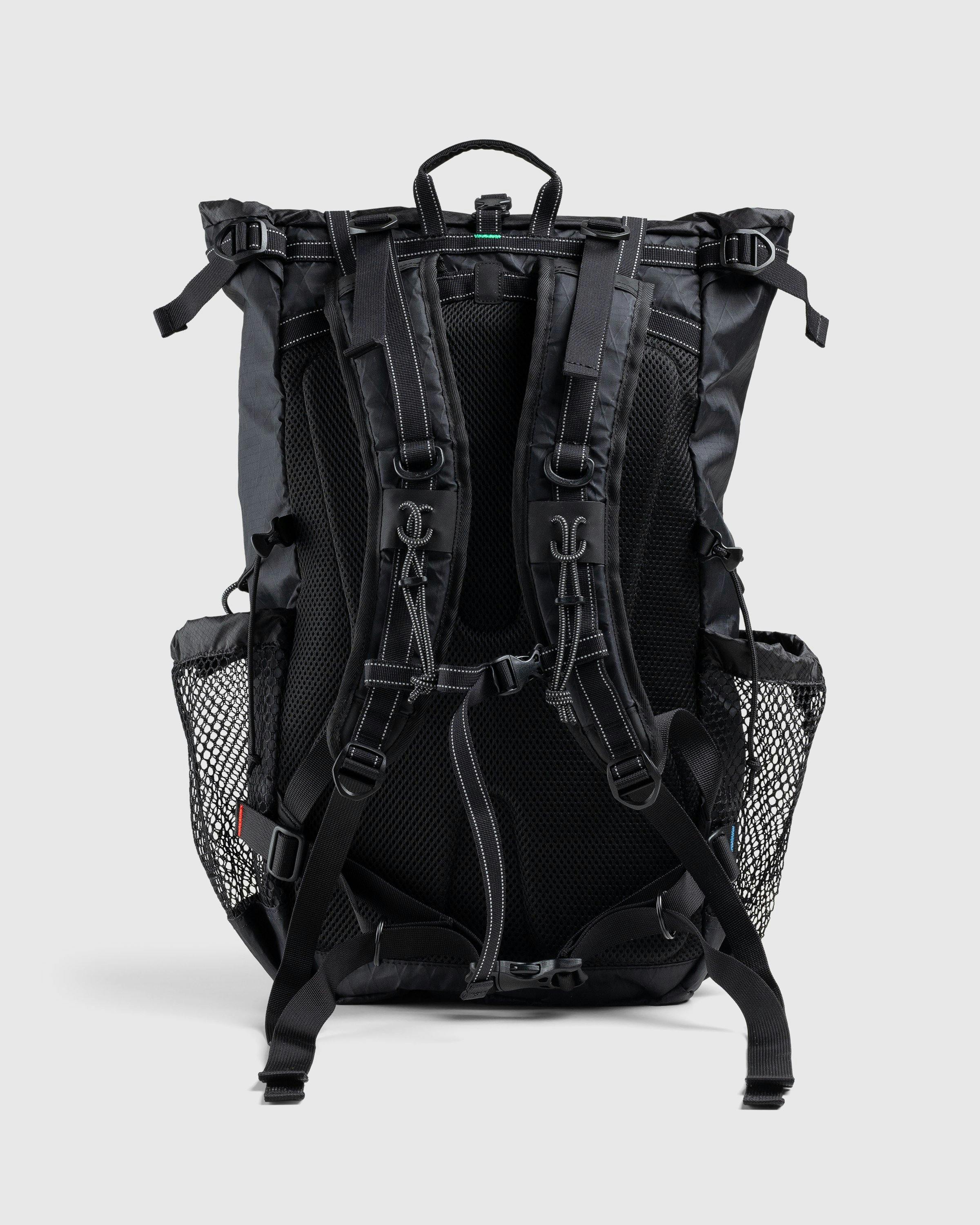 And Wander – X-Pac 30L Backpack Black | Highsnobiety Shop
