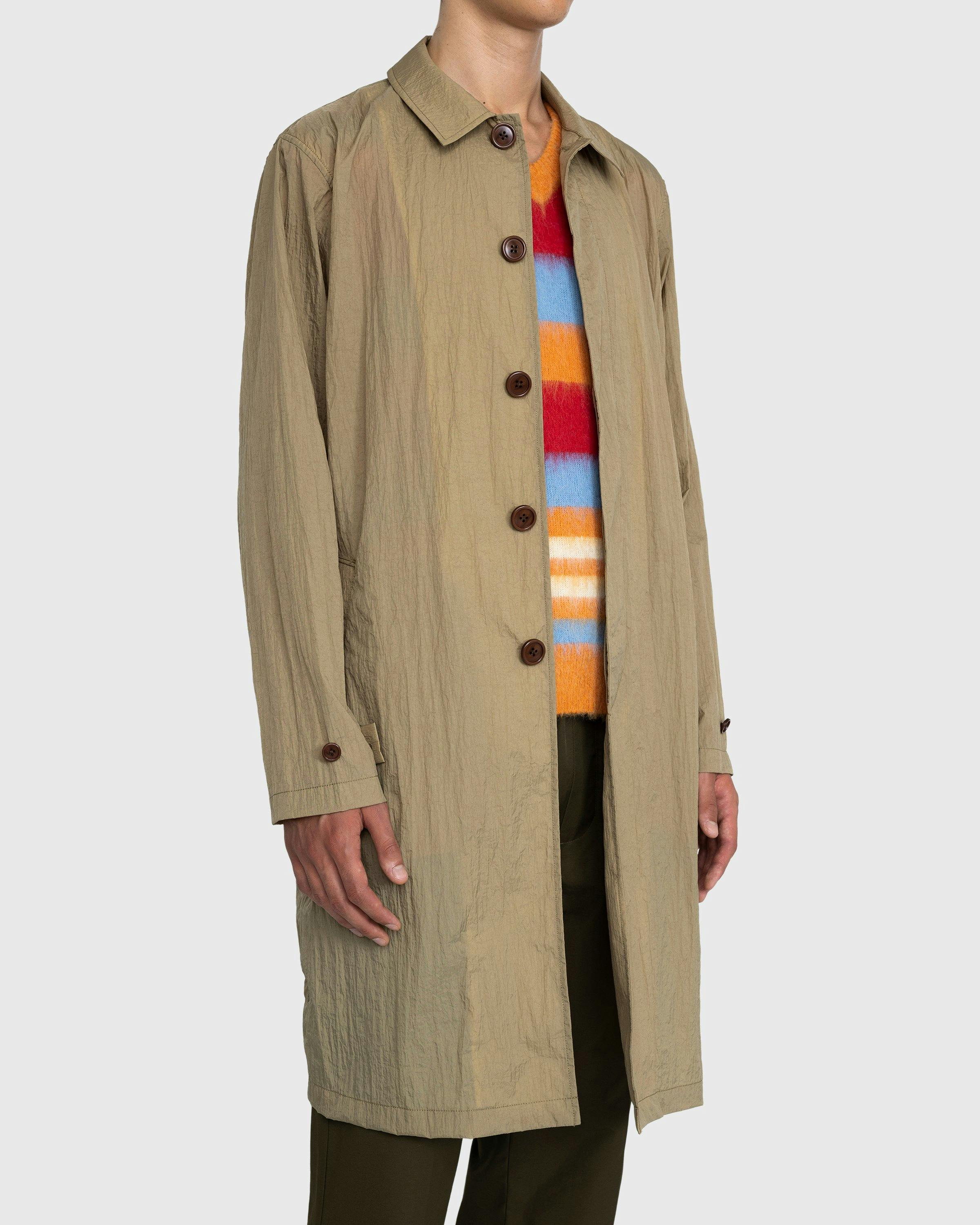 Highsnobiety – Crinkle Nylon Mac Camel | Highsnobiety Shop