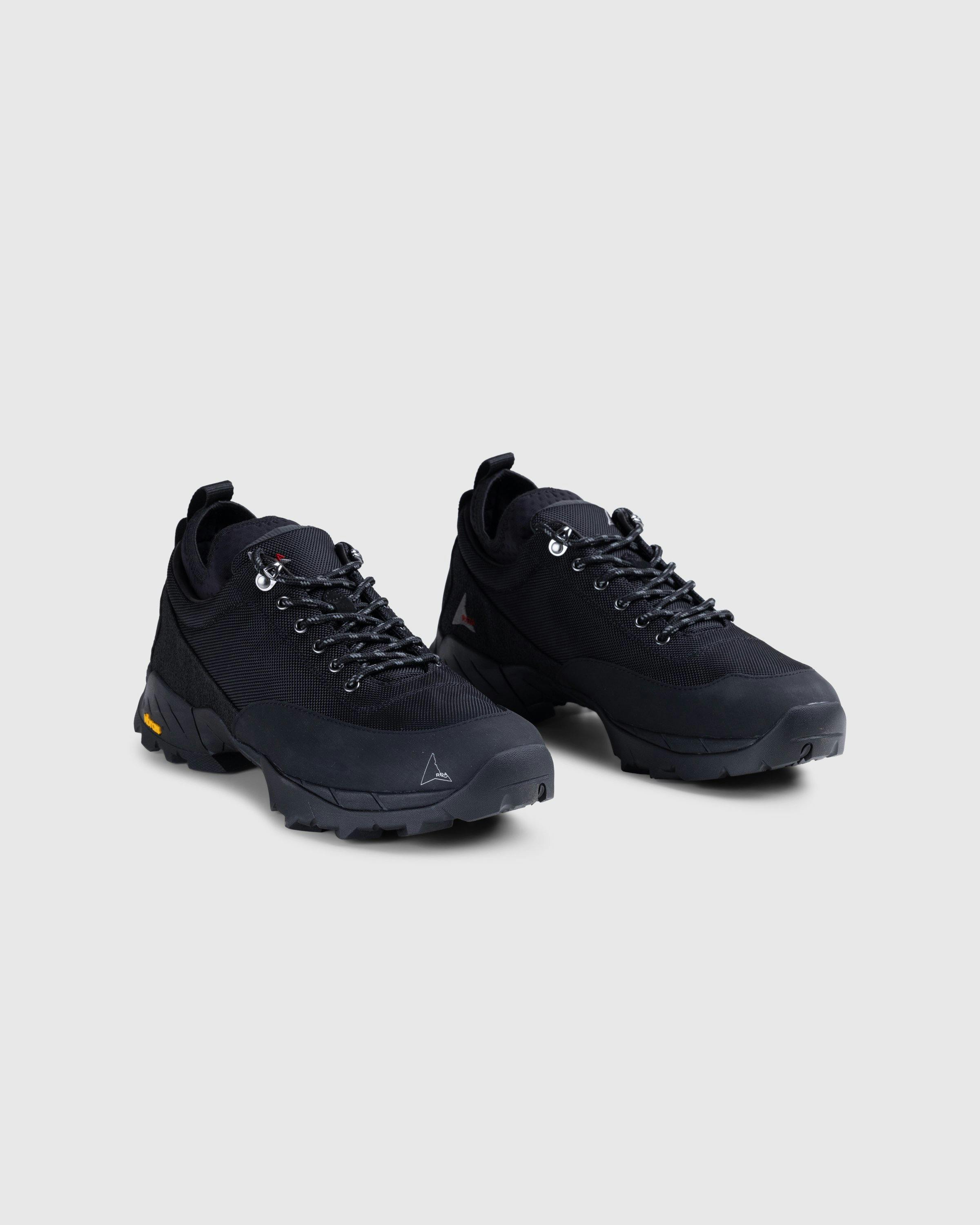 ROA – Neal Black | Highsnobiety Shop