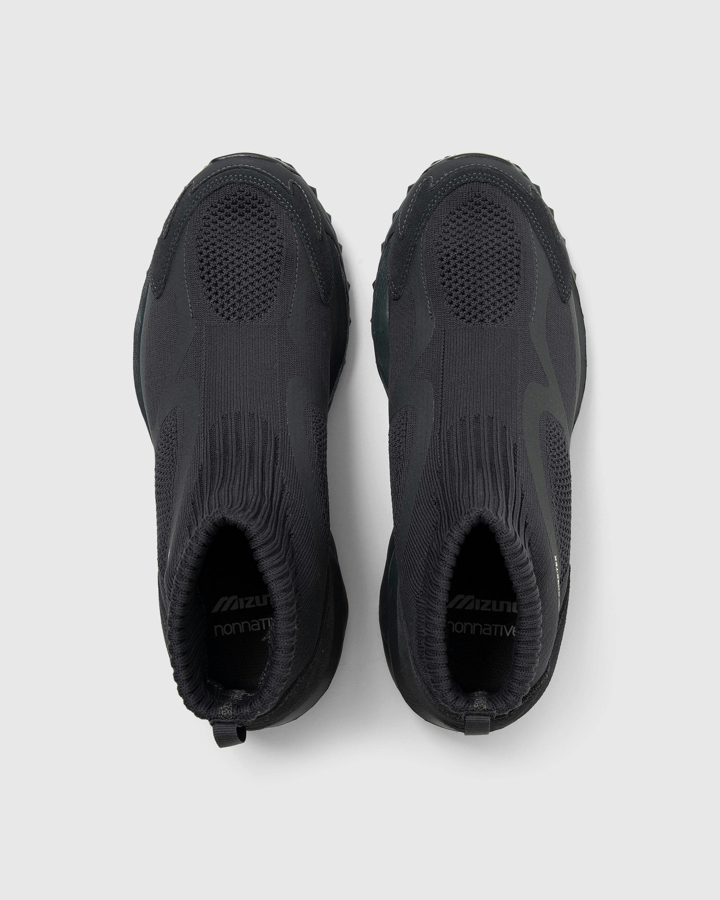 nonnative x Mizuno – Wave Mujin TL GTX Black | Highsnobiety Shop