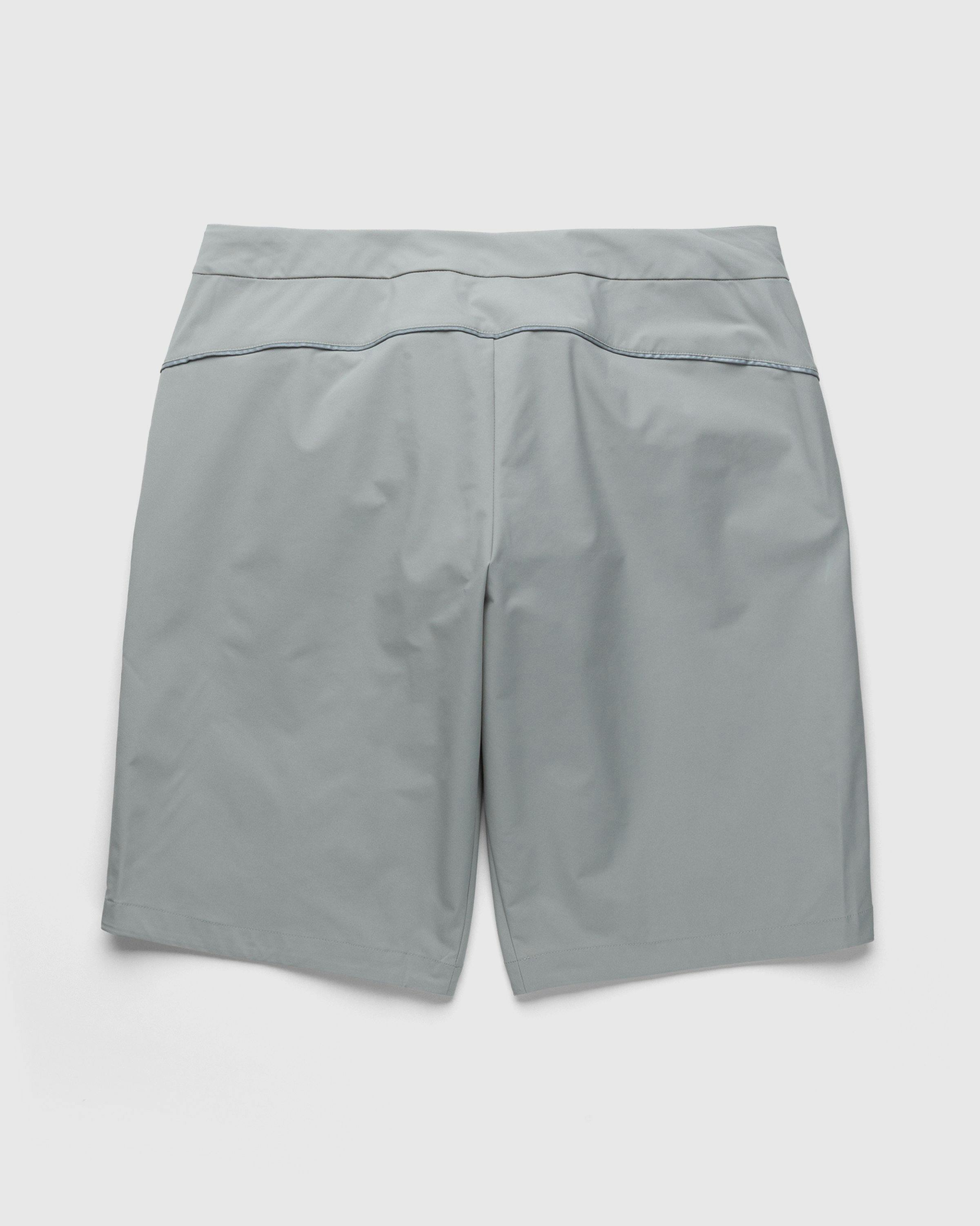 Adidas – Voyager Shorts Feather Grey/Savanna | Highsnobiety Shop