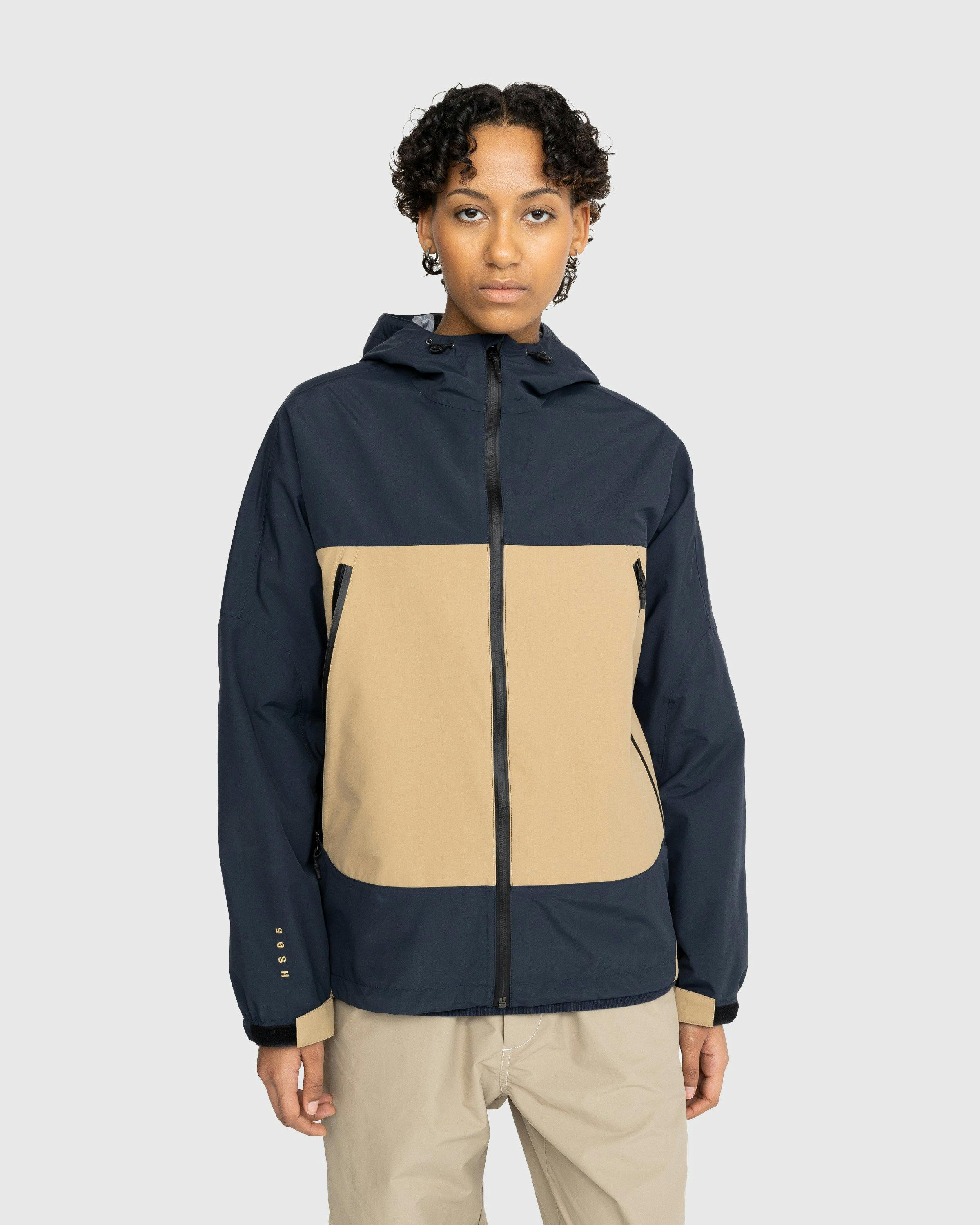 Highsnobiety – 3 Layer Nylon Jacket Navy/Beige | Highsnobiety Shop