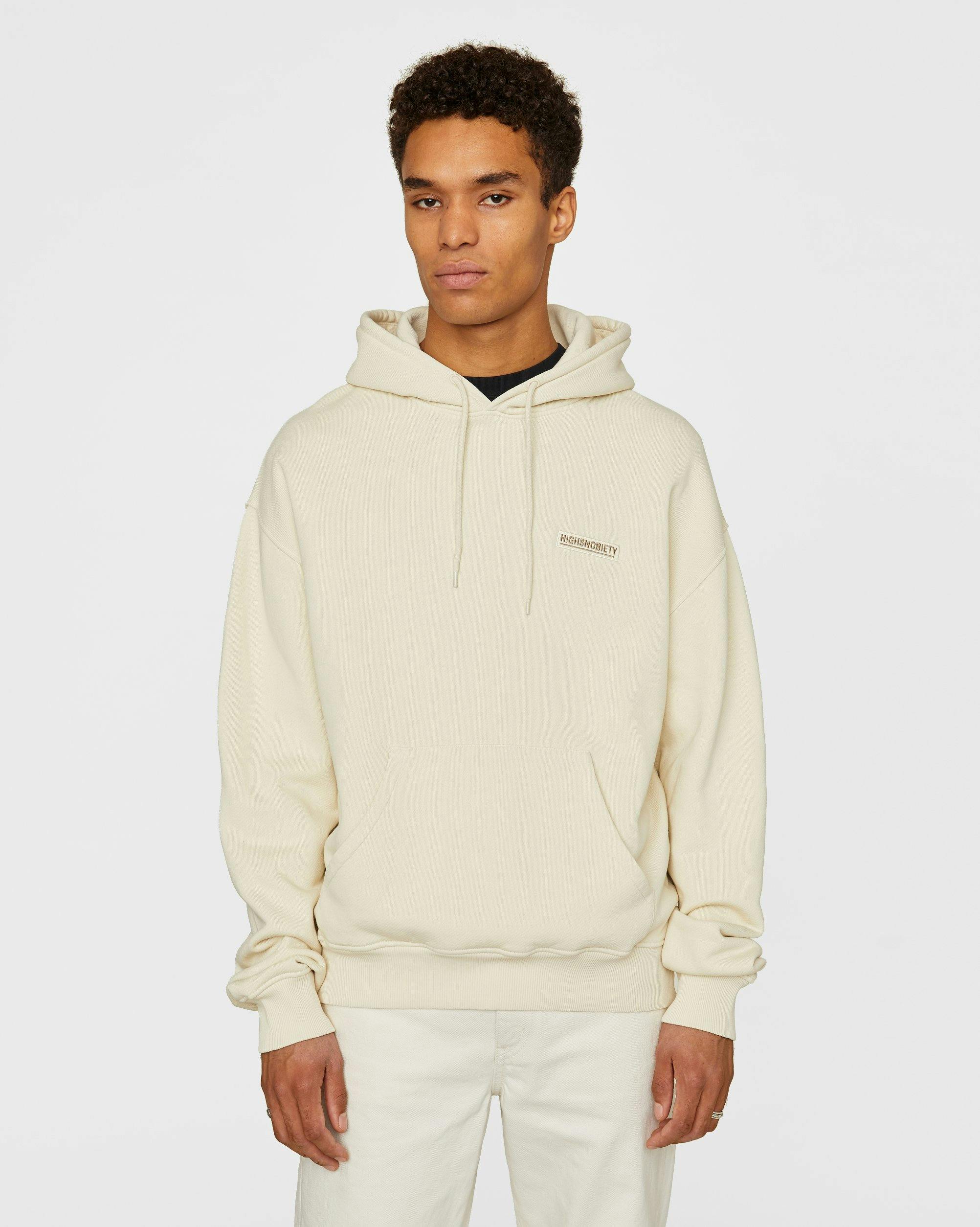 Highsnobiety – Staples Hoodie Eggshell