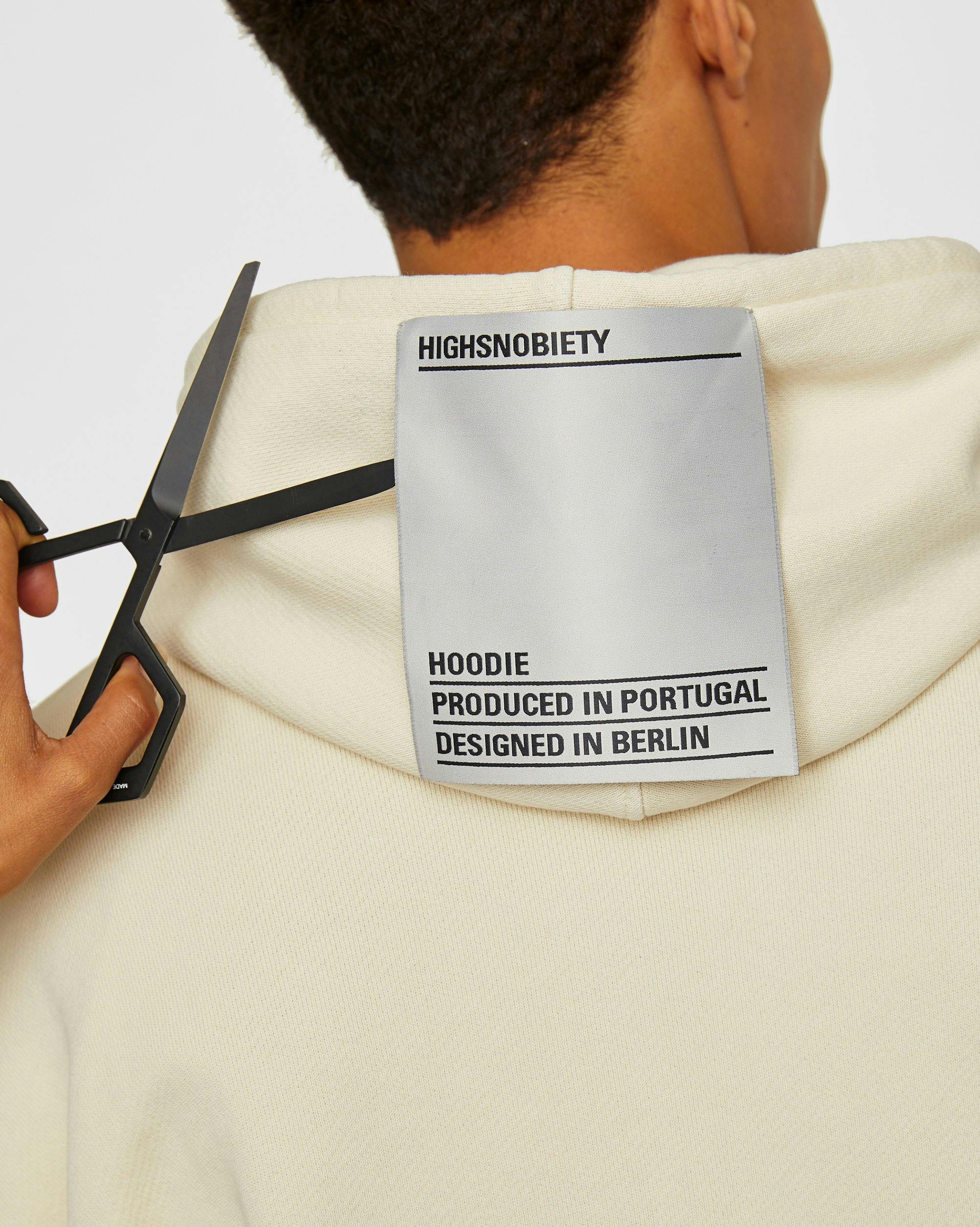 Highsnobiety – Staples Hoodie Eggshell