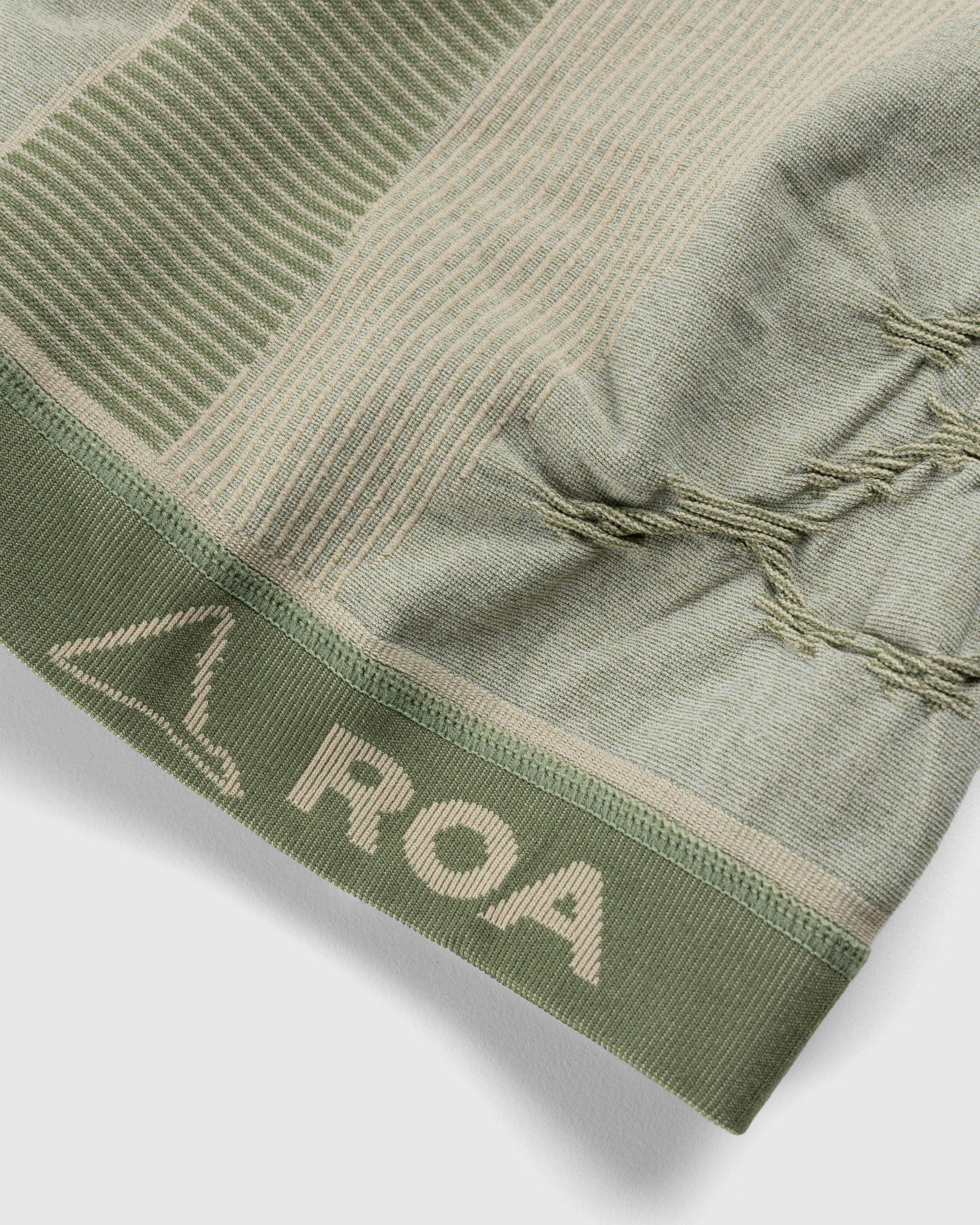ROA – Tech Knit Olive | Highsnobiety Shop