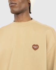 Carhartt WIP Heart Patch Sweat Dusty Hamilton Brown Carhartt WIP Heart Patch Sweat Dusty Hamilton Brown