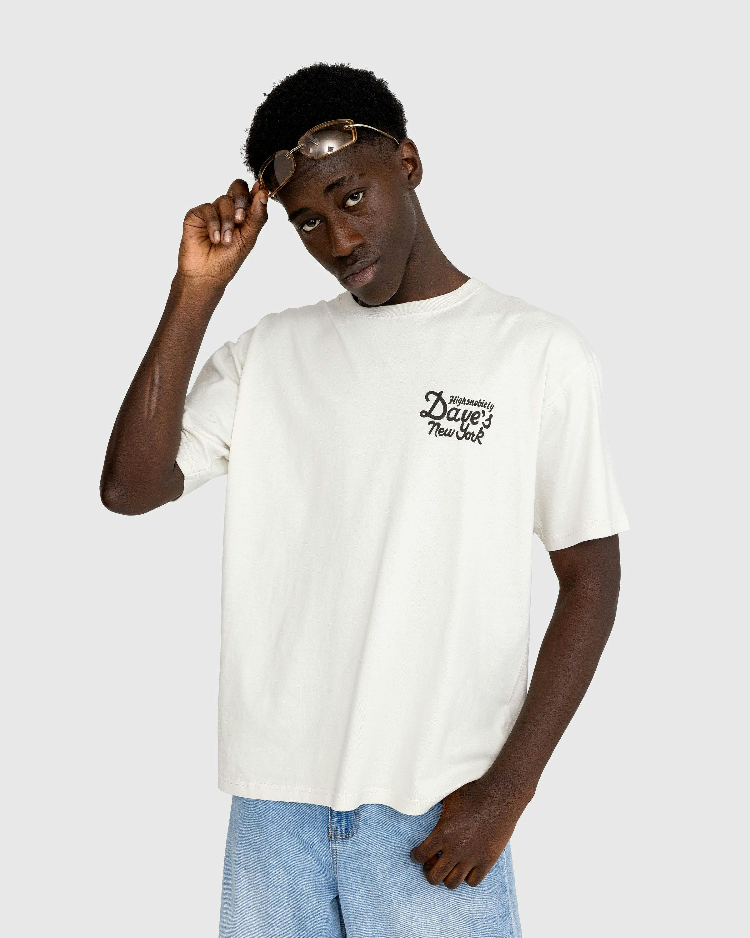 Dave's New York x Highsnobiety – T-Shirt Eggshell | Highsnobiety Shop