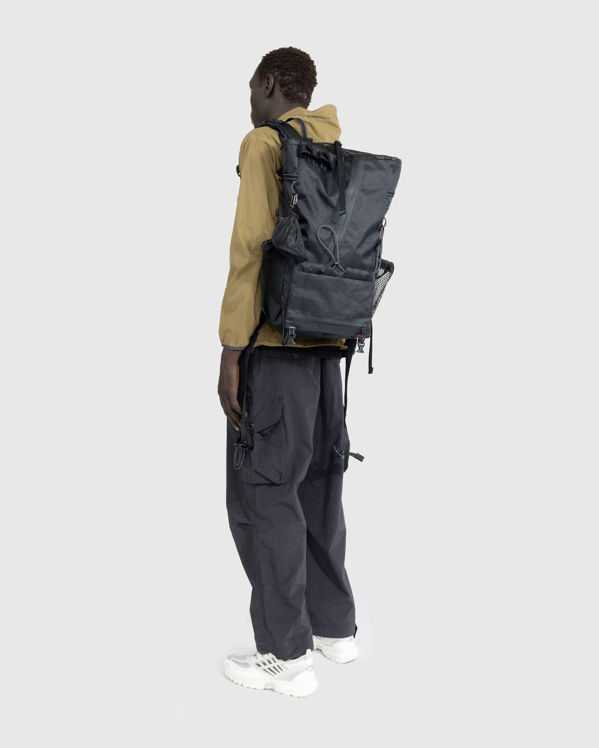 And Wander – ECOPAK 30L Backpack Black | Highsnobiety Shop