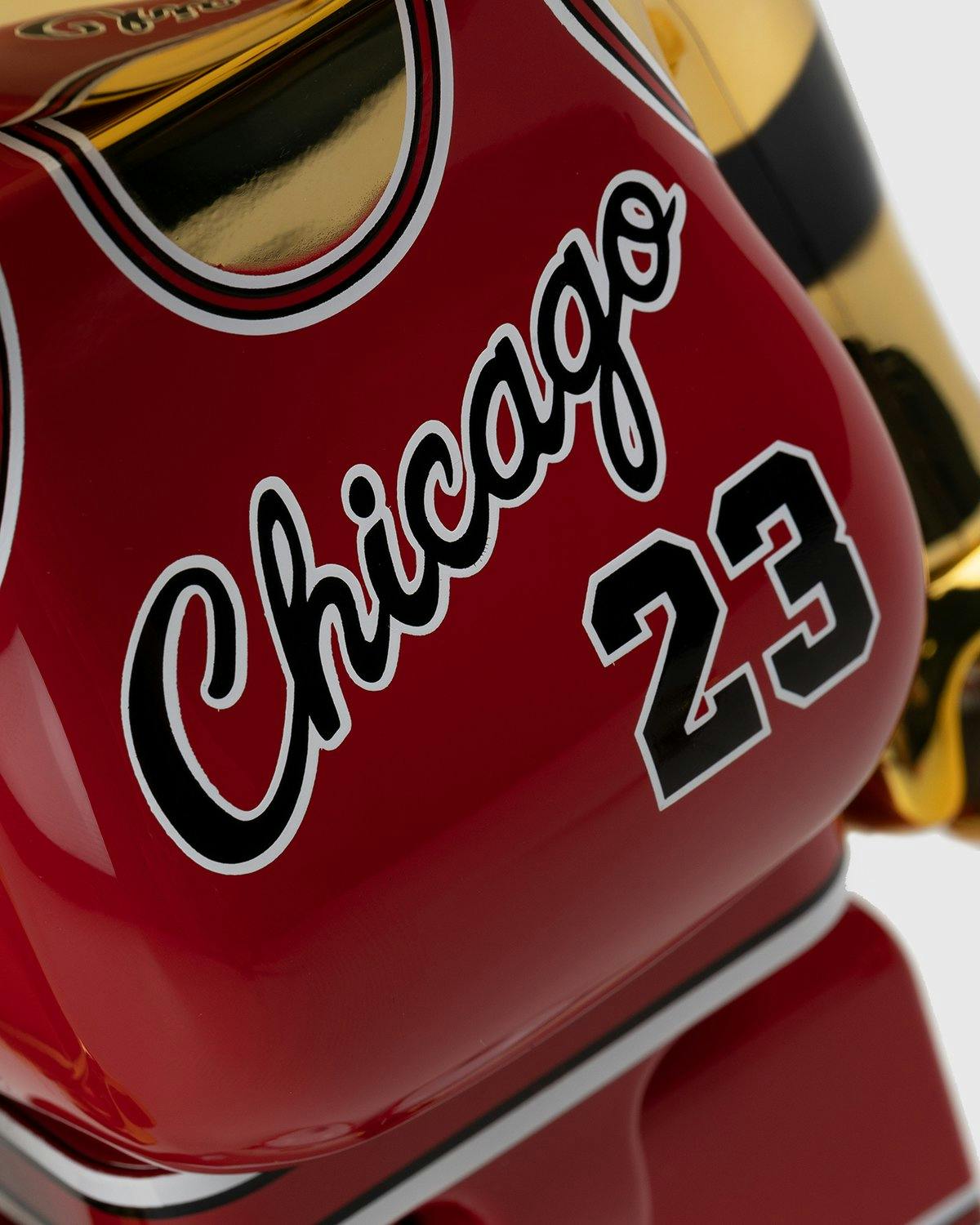 Medicom – BE@RBRICK Michael Jordan 1985 ROOKIE JERSEY 1000% Red ...