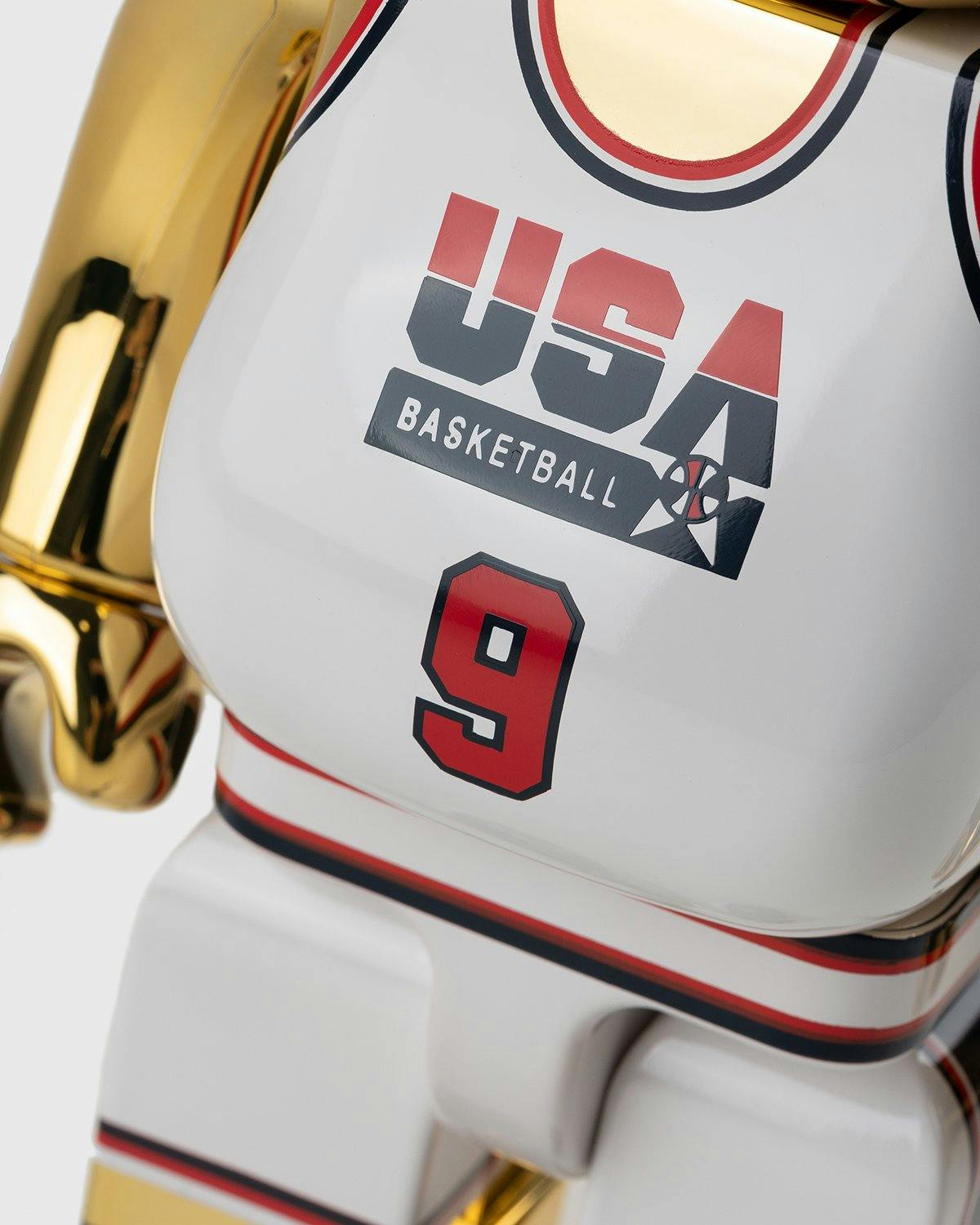 Medicom – Be@rbrick Michael Jordan 1992 Team USA 1000% White | Highsnobiety Shop