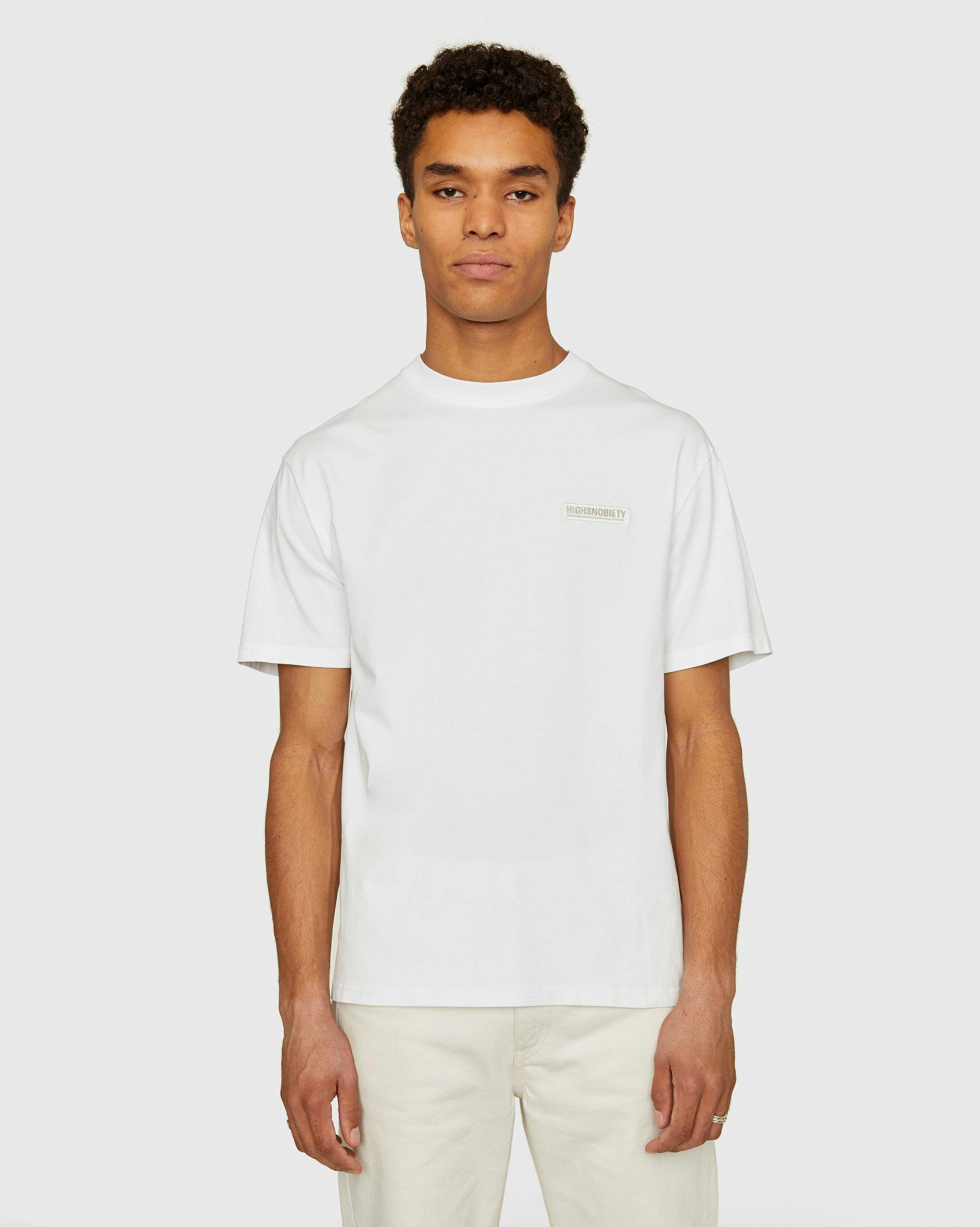 Highsnobiety – Staples T-Shirt White | Highsnobiety Shop