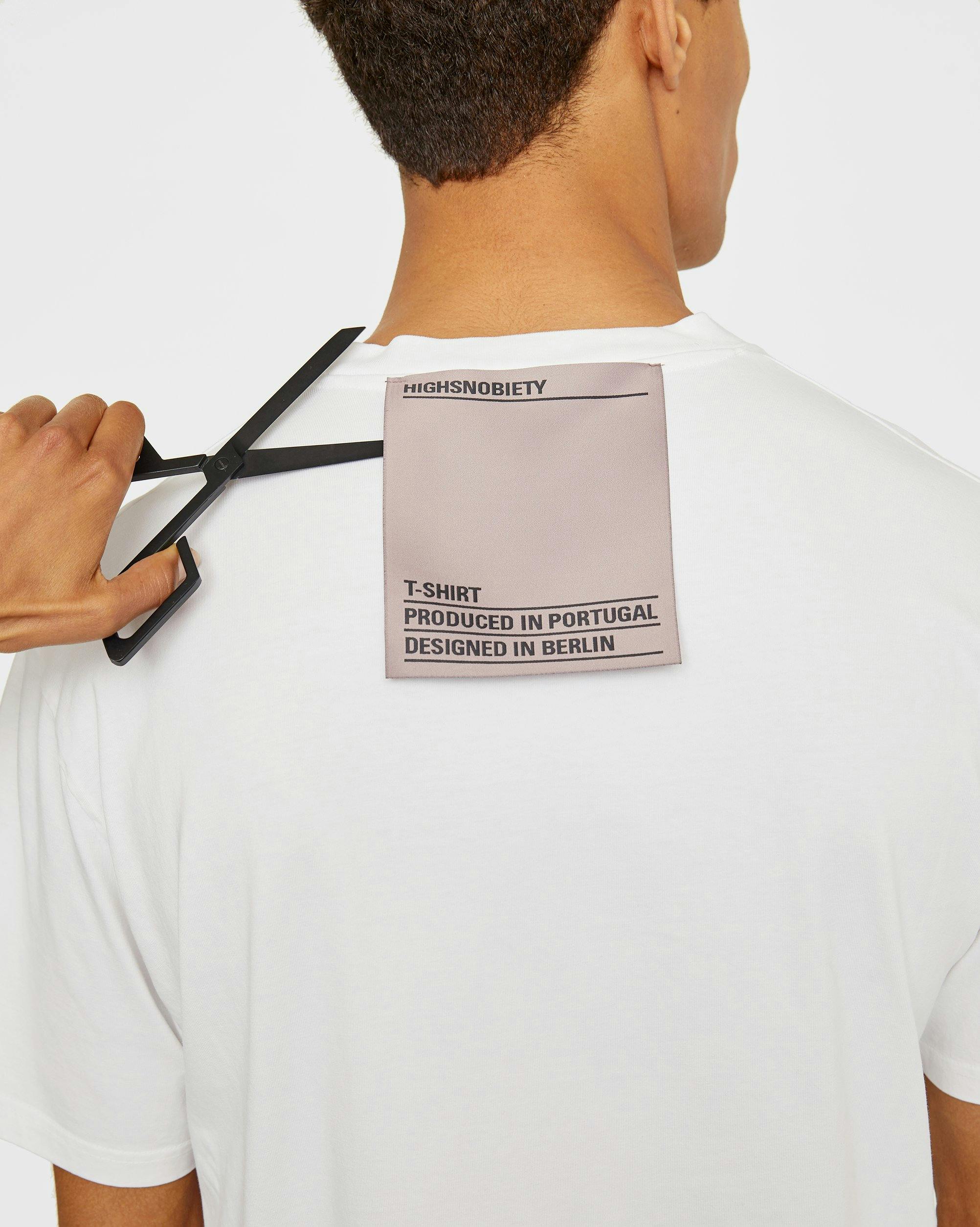 Highsnobiety – Staples T-Shirt White | Highsnobiety Shop