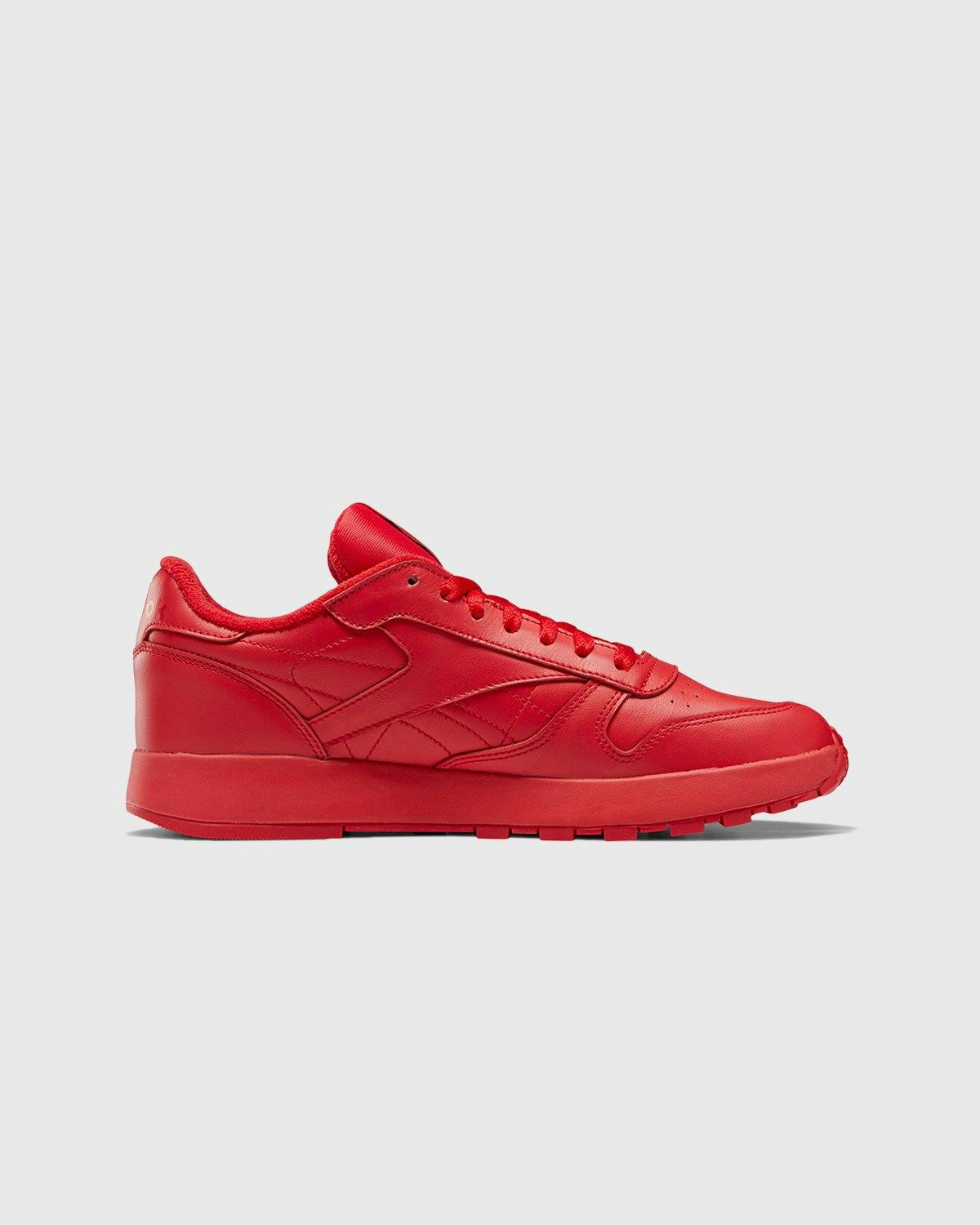 Maison Margiela x Reebok – Classic Leather Tabi Red | Highsnobiety Shop