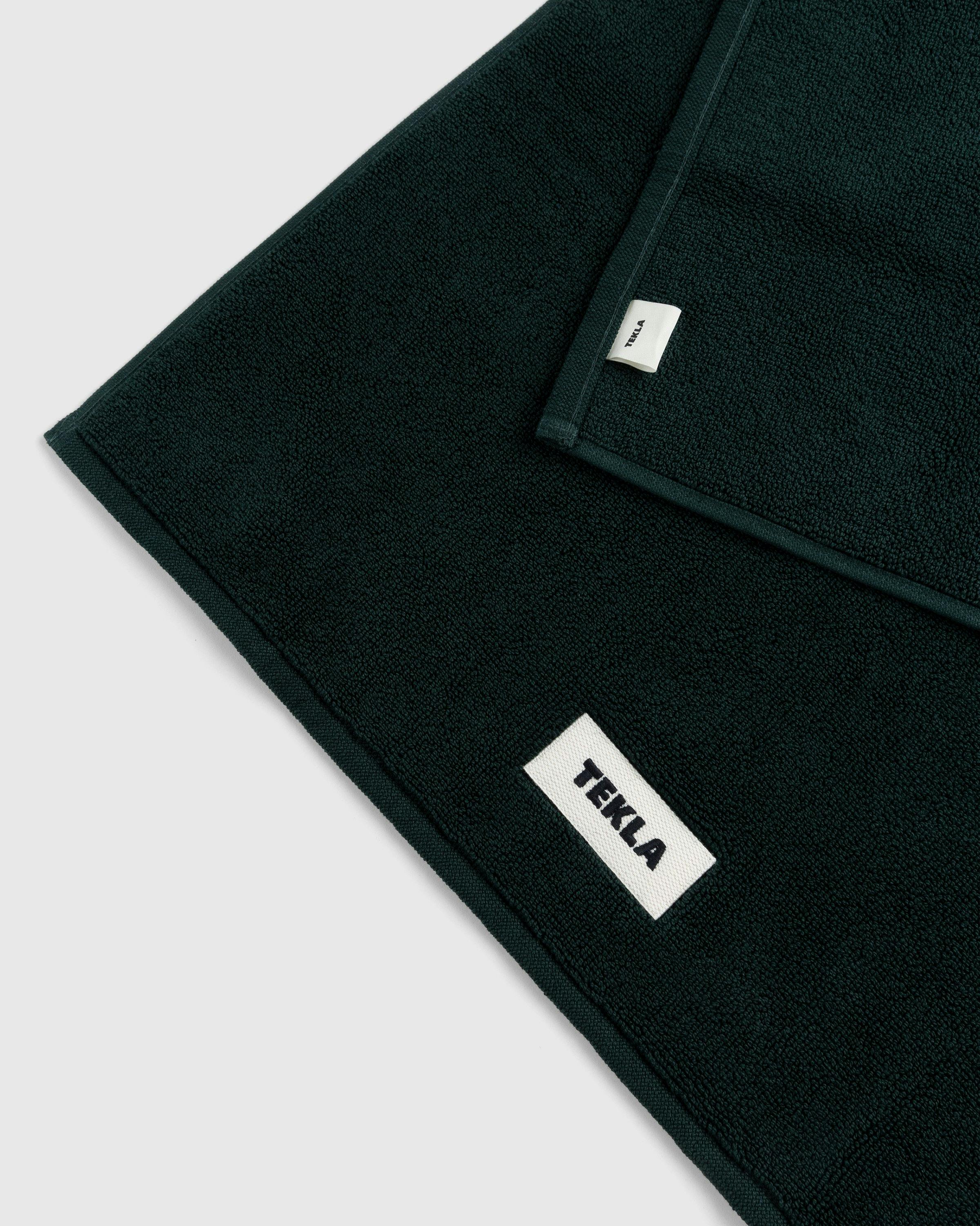 Tekla – Bath Mat Solid Forest Green | Highsnobiety Shop