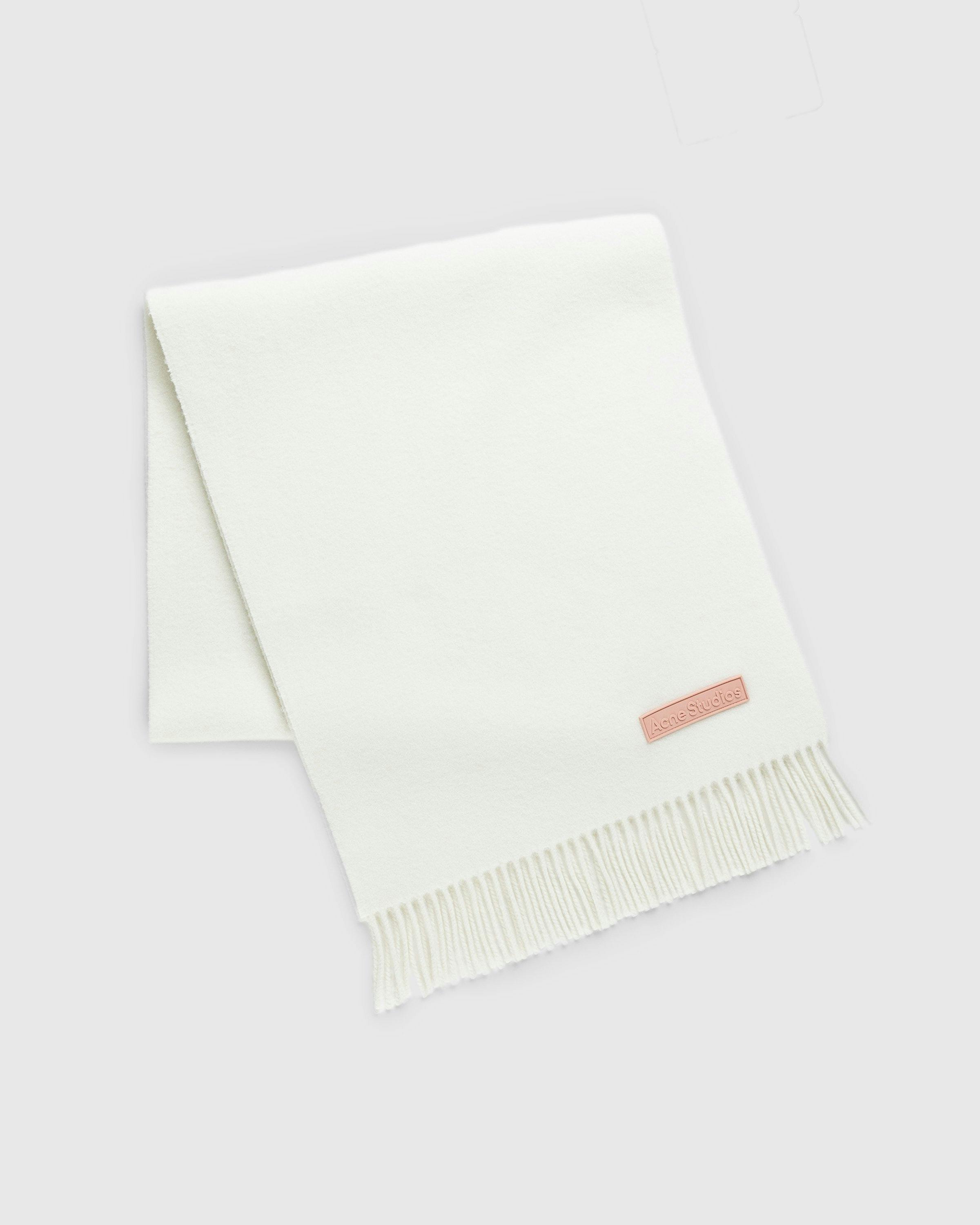Acne Studios – Rich Wool Fringe Scarf | Highsnobiety Shop Acne Studios – Rich Wool Fringe Scarf | Highsnobiety Shop
