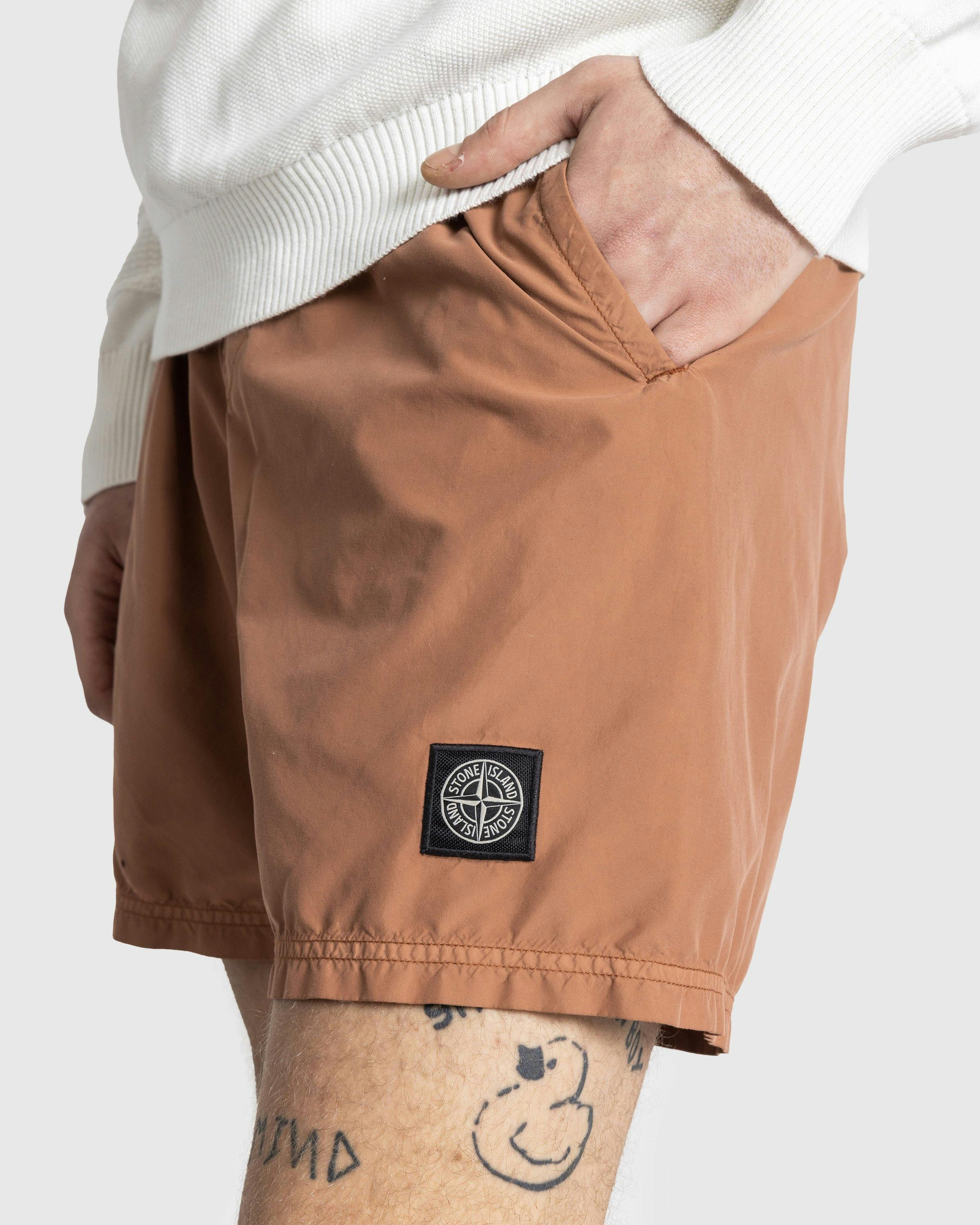 Stone Island – Nylon Metal Swim Shorts Rust | Highsnobiety Shop