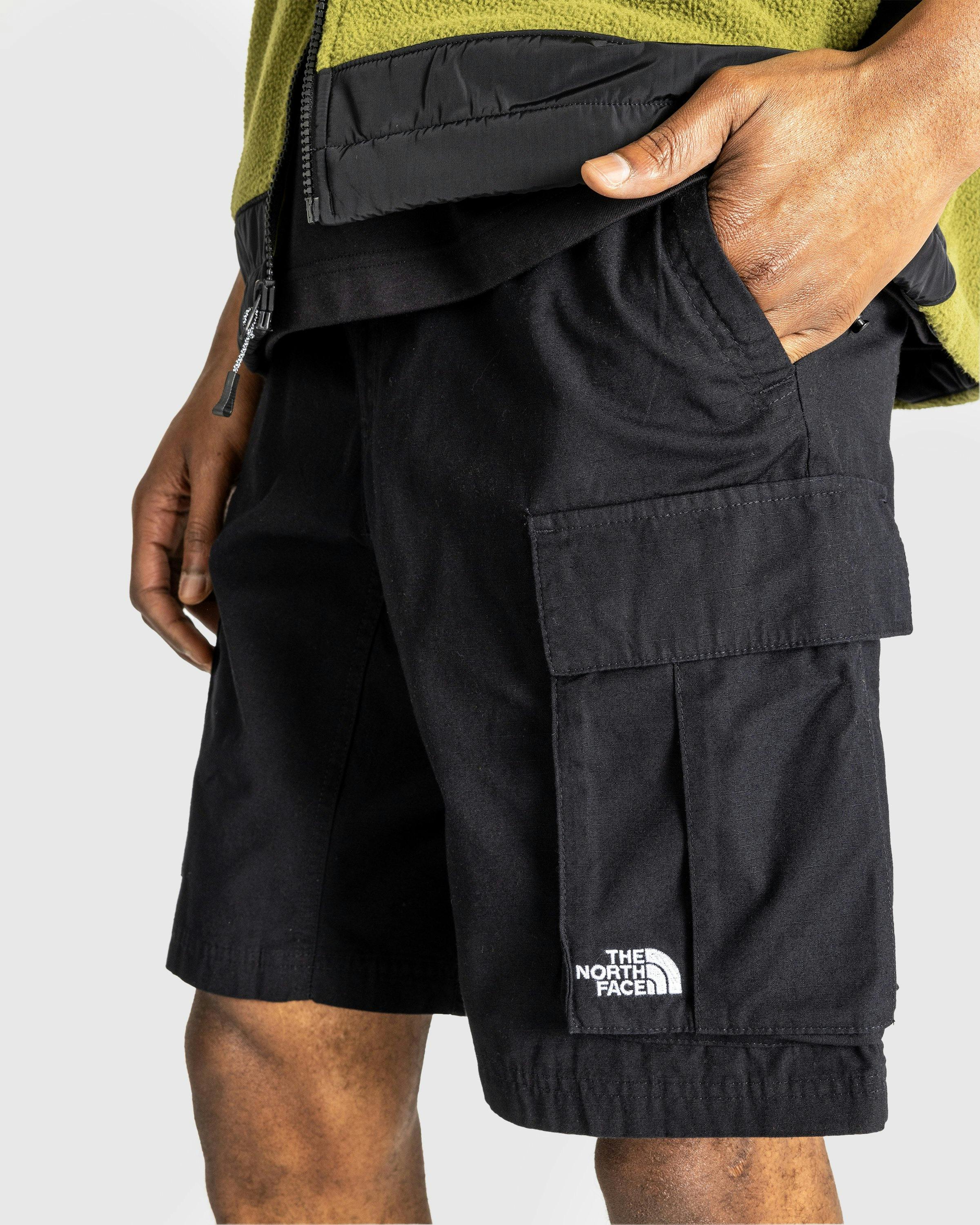 The North Face – Anticline Cargo Shorts TNF Black | Highsnobiety Shop
