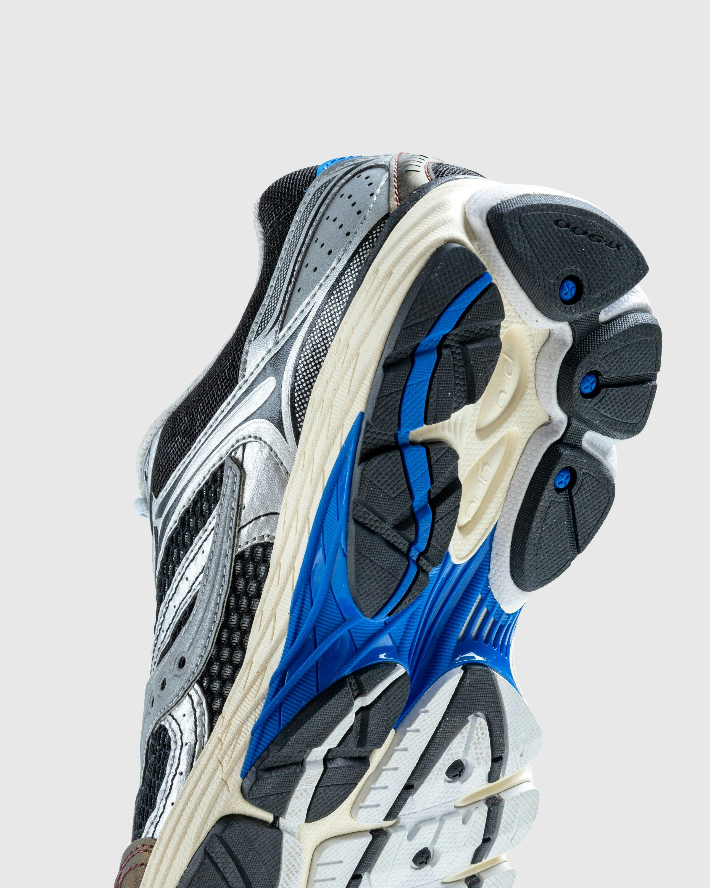 Saucony – ProGrid Omni 9 Silver/Brown | Highsnobiety Shop