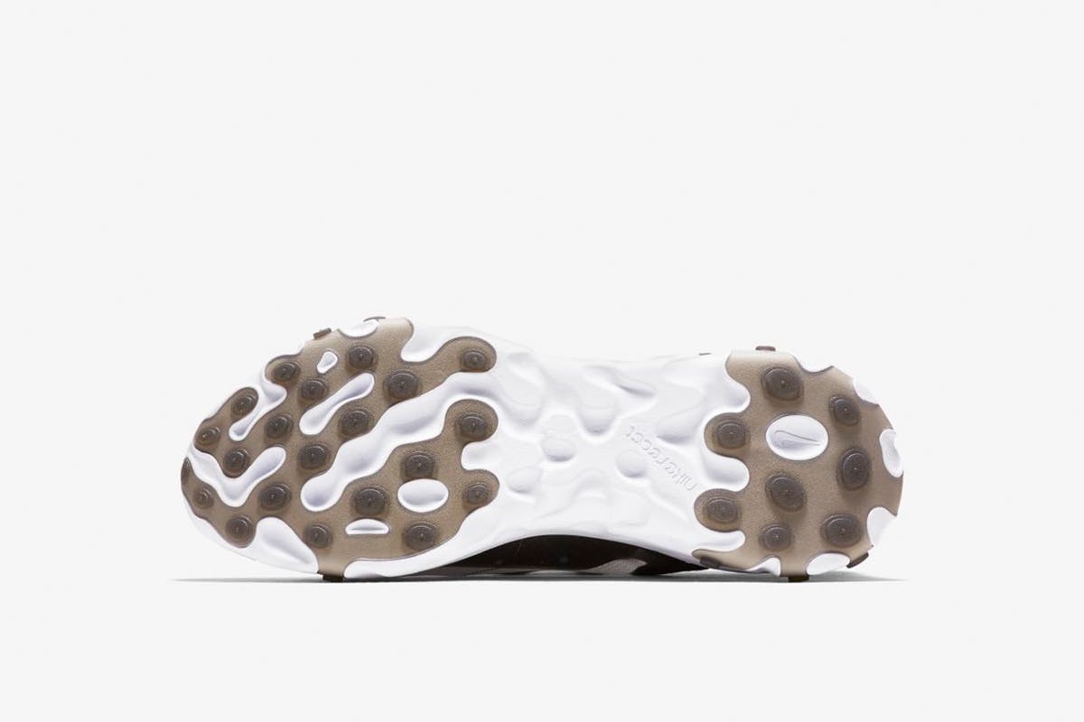 11 of Our Favorite Black Nike Sneakers to Cop Right Now