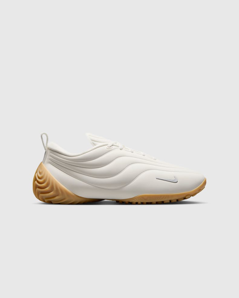 Nike's "Abominable Snowman" Dunks Are Ice-Cold Bangers