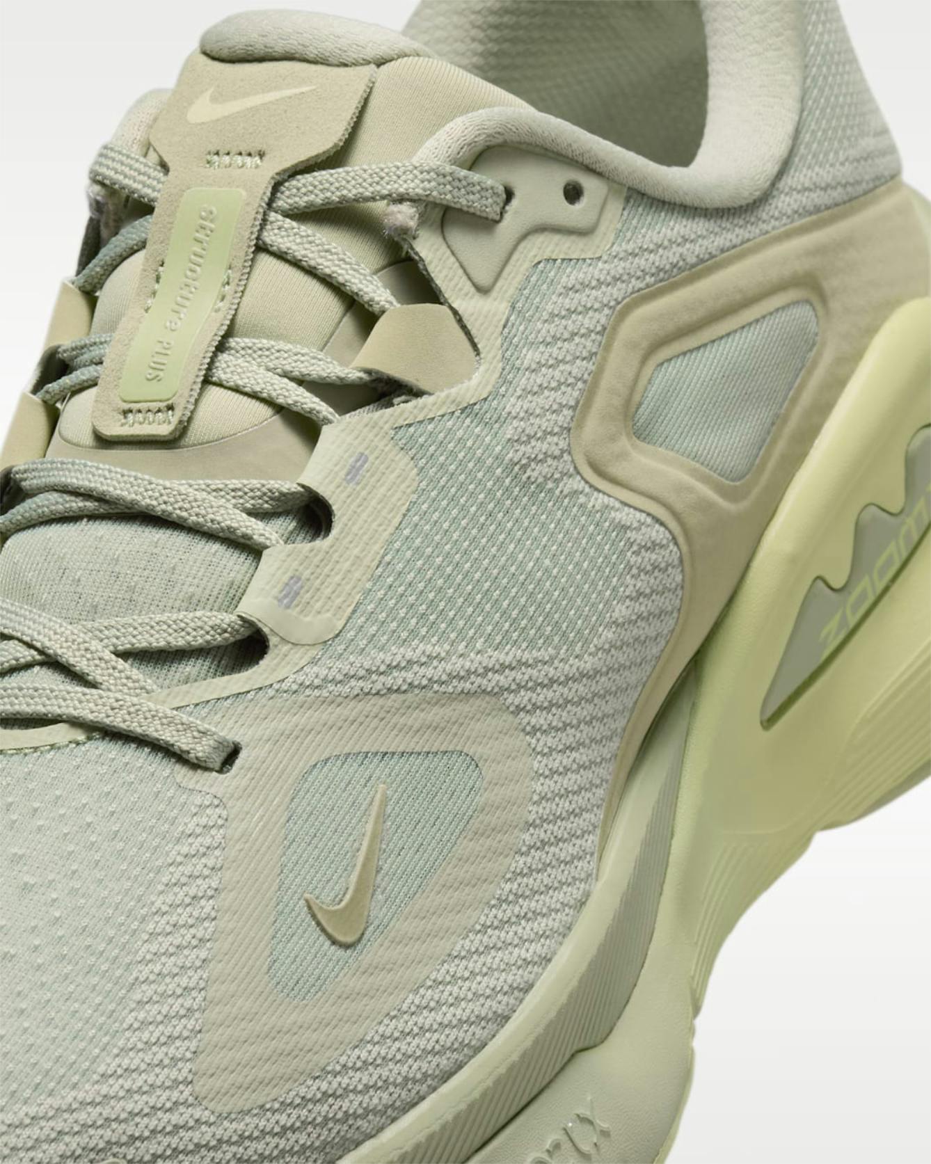 Nike's Tonal Structure Plus Has No Business Being This Clean