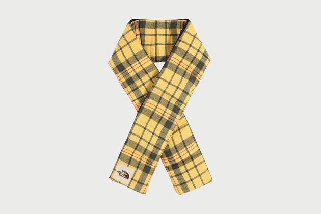 Down Scarves to Wear in Winter 2021: A Buyer's Guide