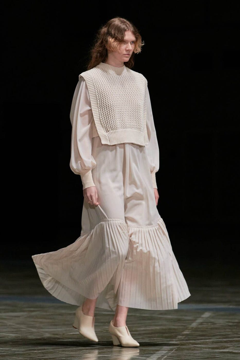 HYKE Spring/Summer 2023 Womenswear Clothing Collection, Runway
