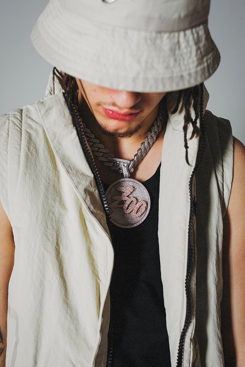 Unknown Launches its Spring/Summer 2022 Lookbook