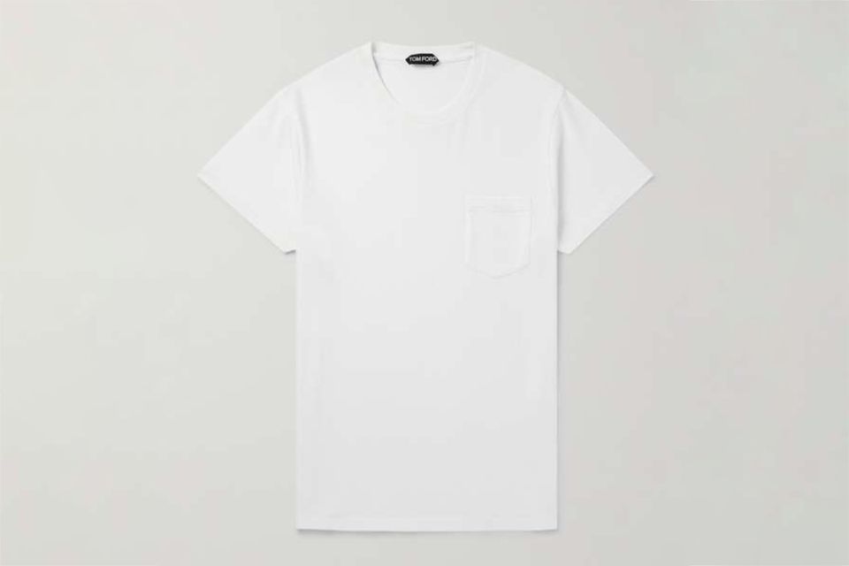 Jeremy Allen White and The Case For an Expensive White T-Shirt