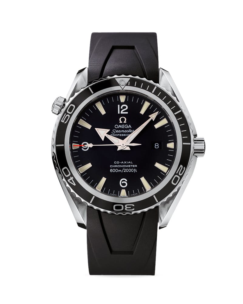 The 5 Best Watches Daniel Craig Has Worn in James Bond Movies