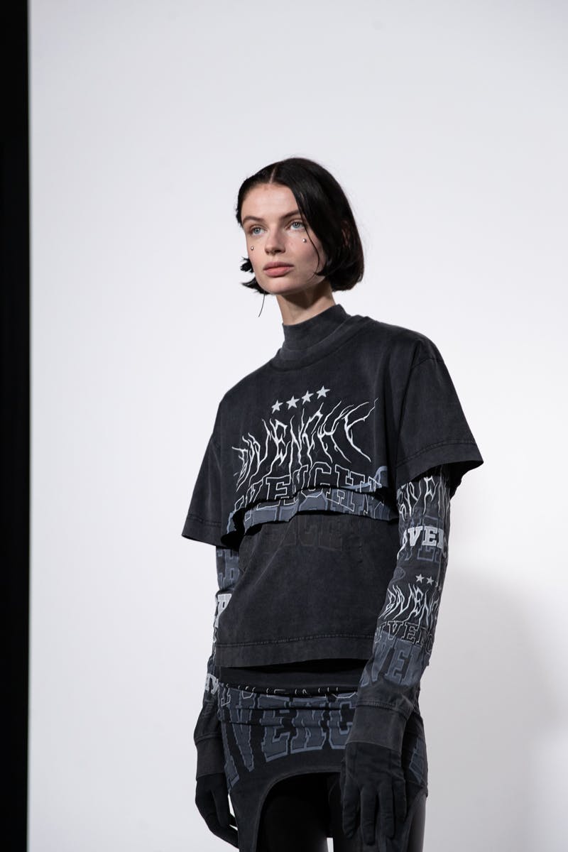 Distressed, Worn-Out Clothing Trends for Fall/Winter 2022