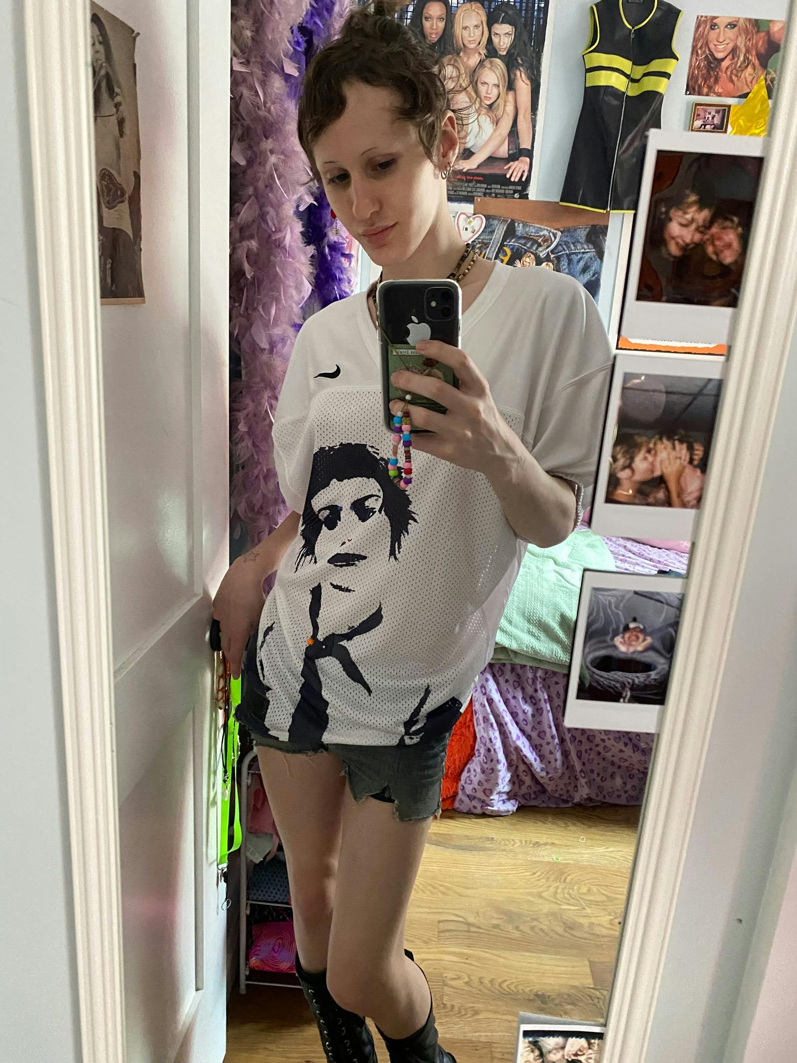 Blizzy McGuire's Beauty Routine: Juicy, Glossier & Snail Mucus