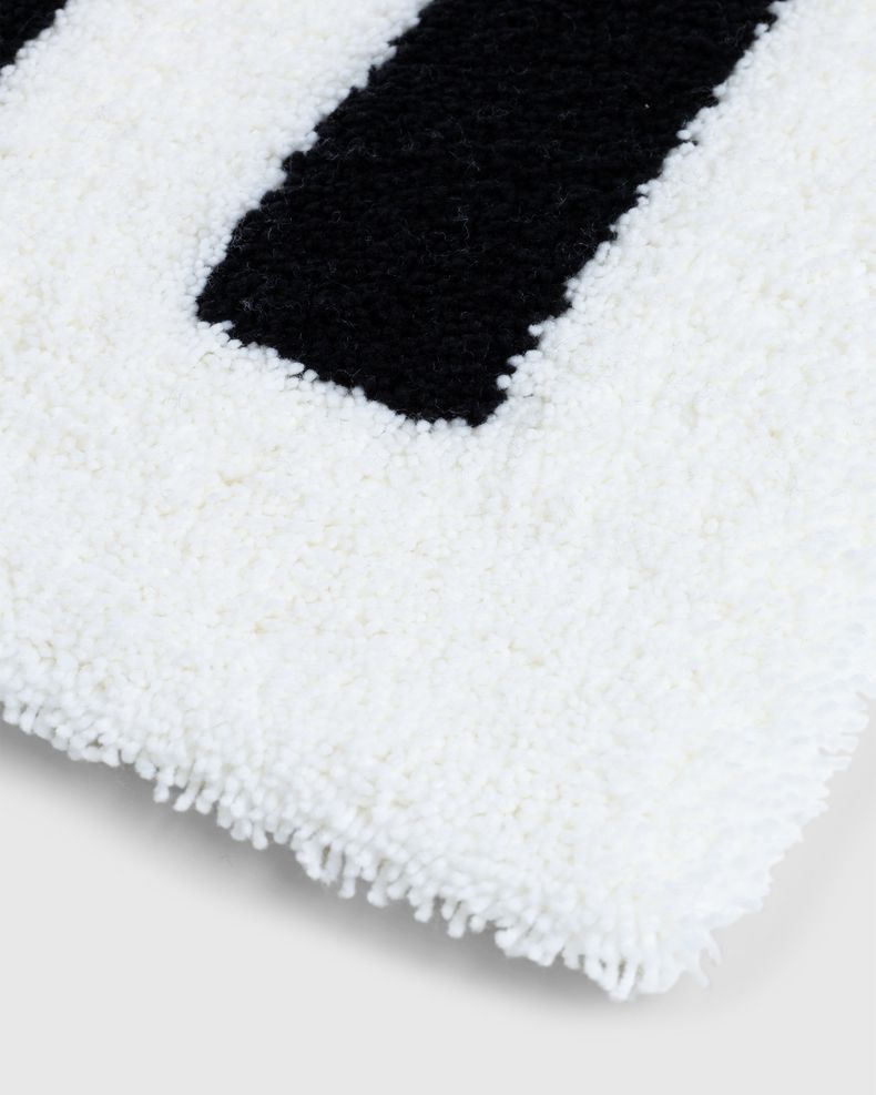 Medicom – Pac-Man Rug Multi | Highsnobiety Shop