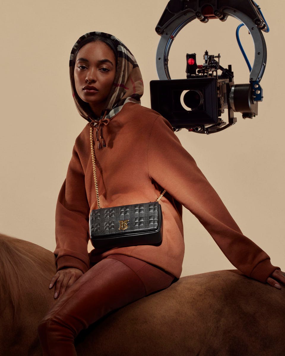Burberry Lola Bag Campaign Bella Hadid Lourdes Leon