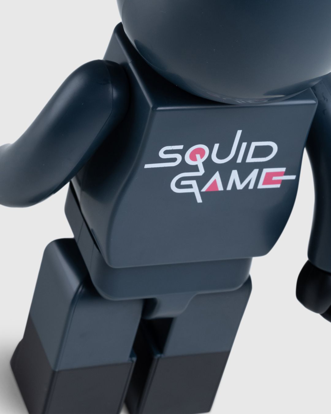 Medicom – Be@rbrick Squid Game Frontman 100% & 400% Set Multi ...